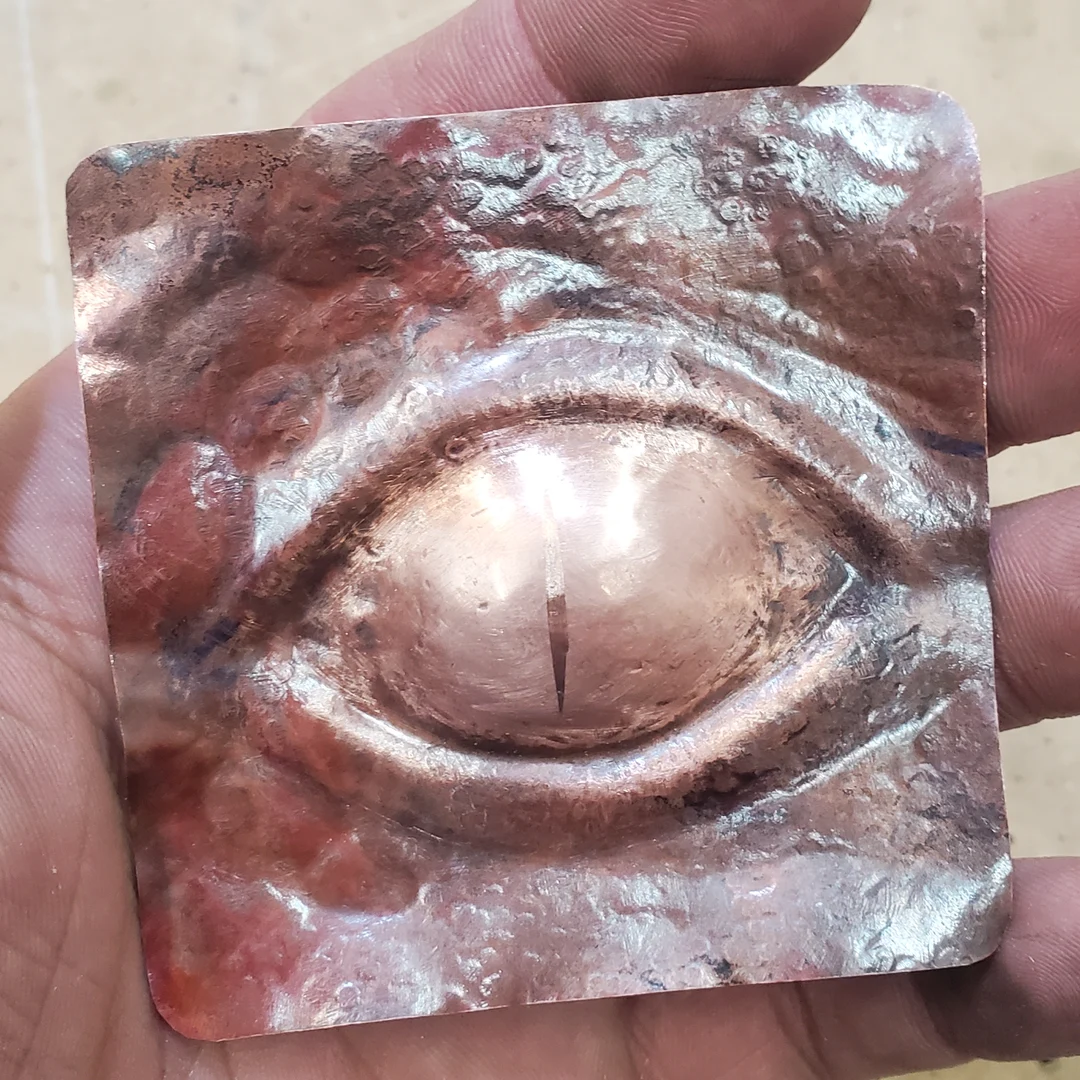 "Dont blink", me, copper sheet metal, 2022 | Scrolller