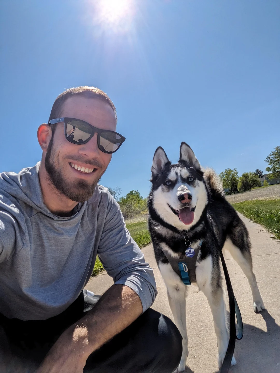 Attention hog | Scrolller