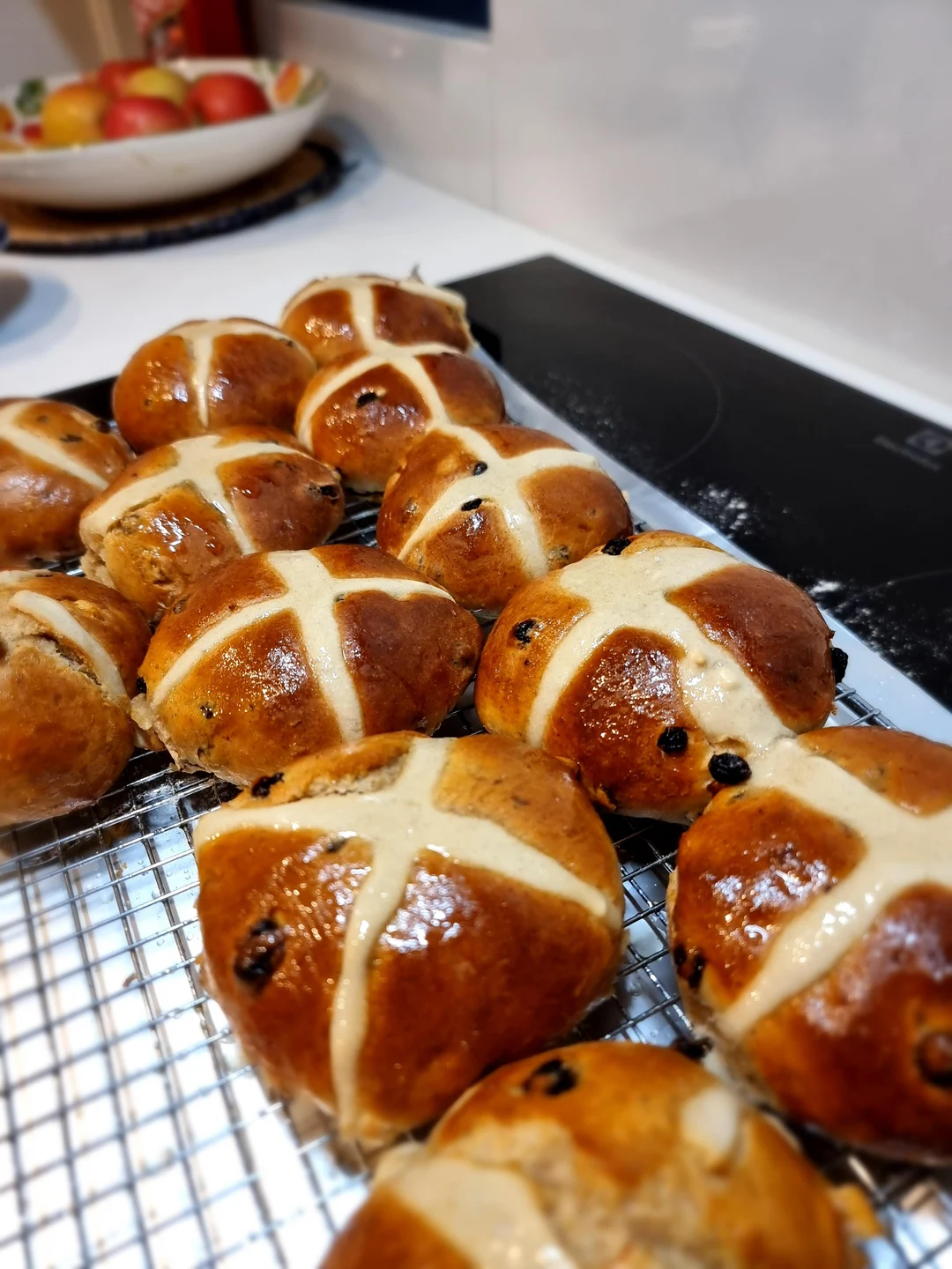 Hot cross buns! | Scrolller