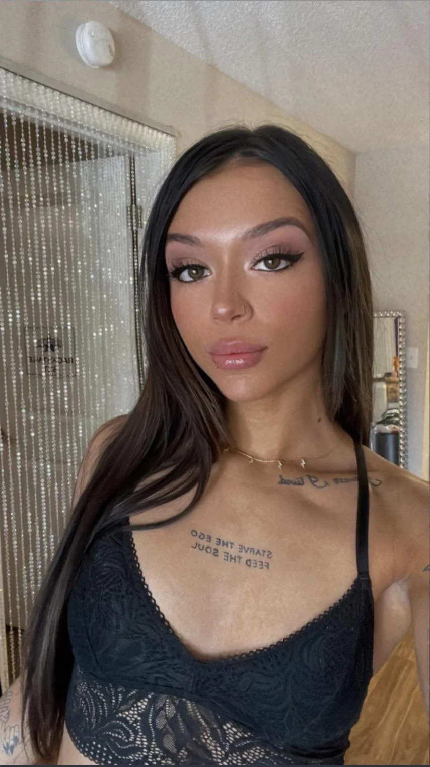 Cora Jade 🥰 | Scrolller