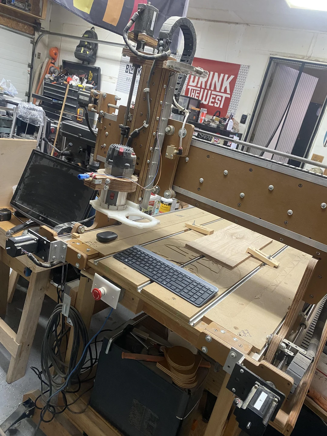 Motors intermittent | Scrolller