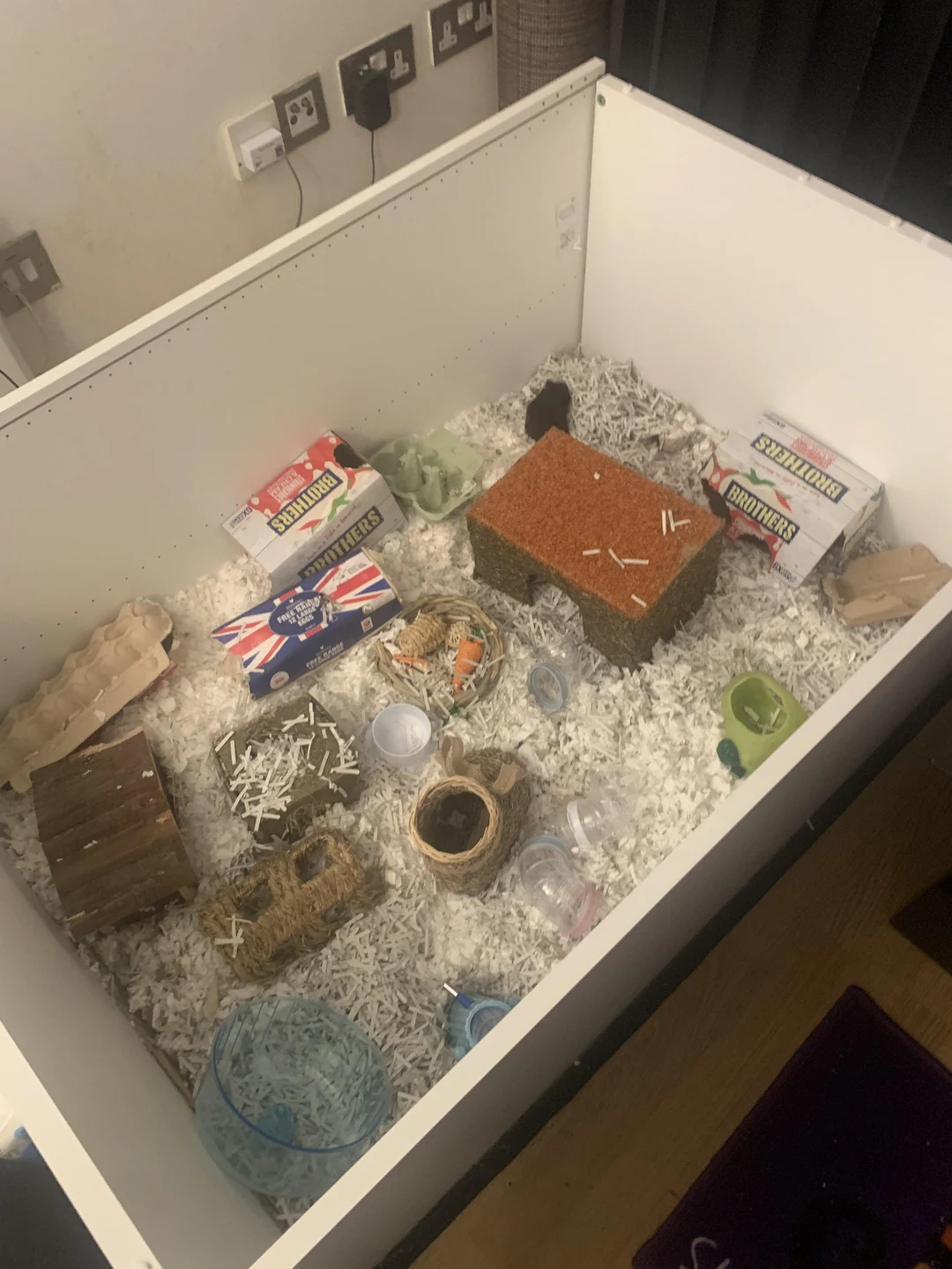 Adding to Enclosure | Scrolller