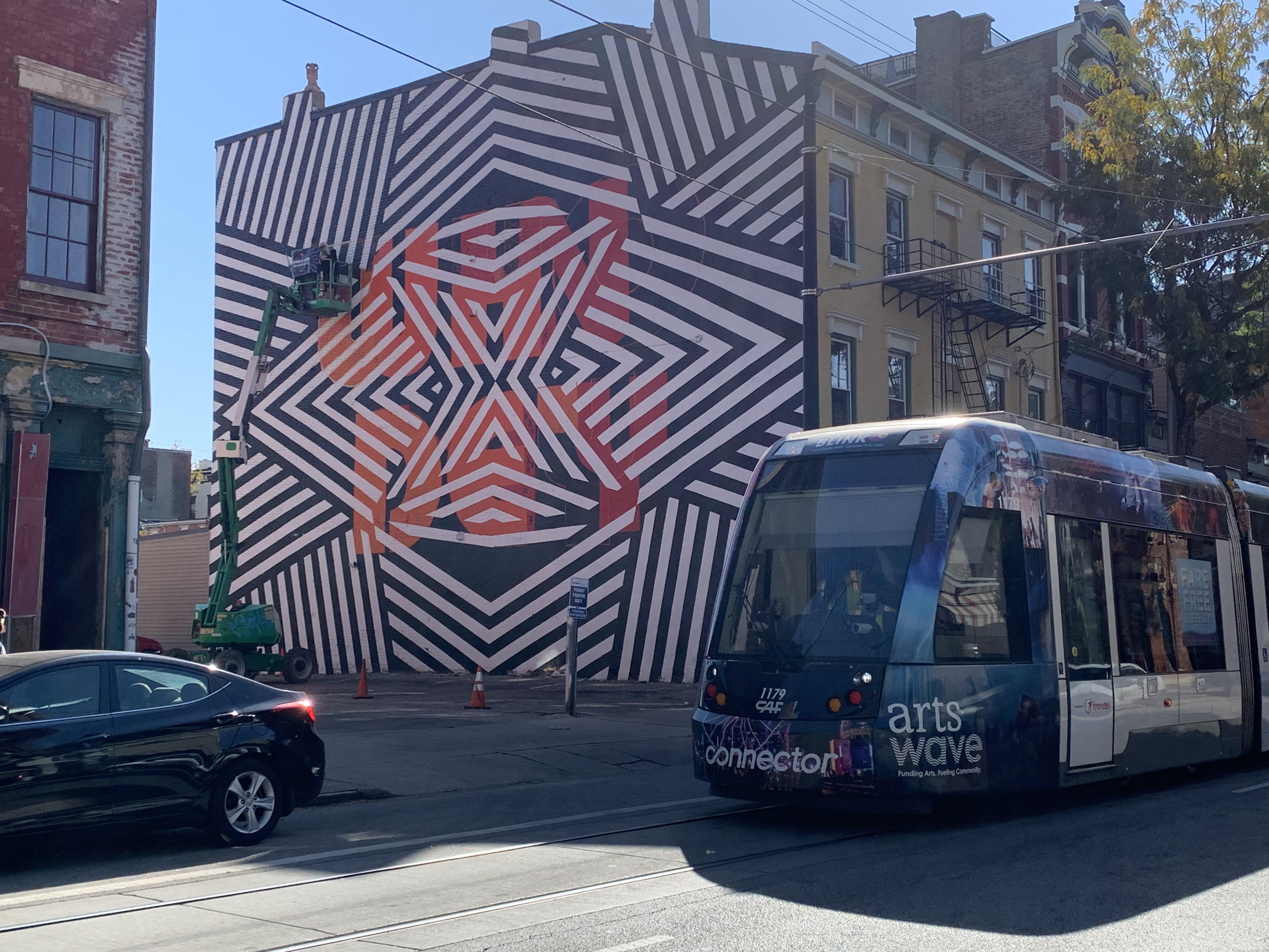 Walking around Cincinnati | Scrolller