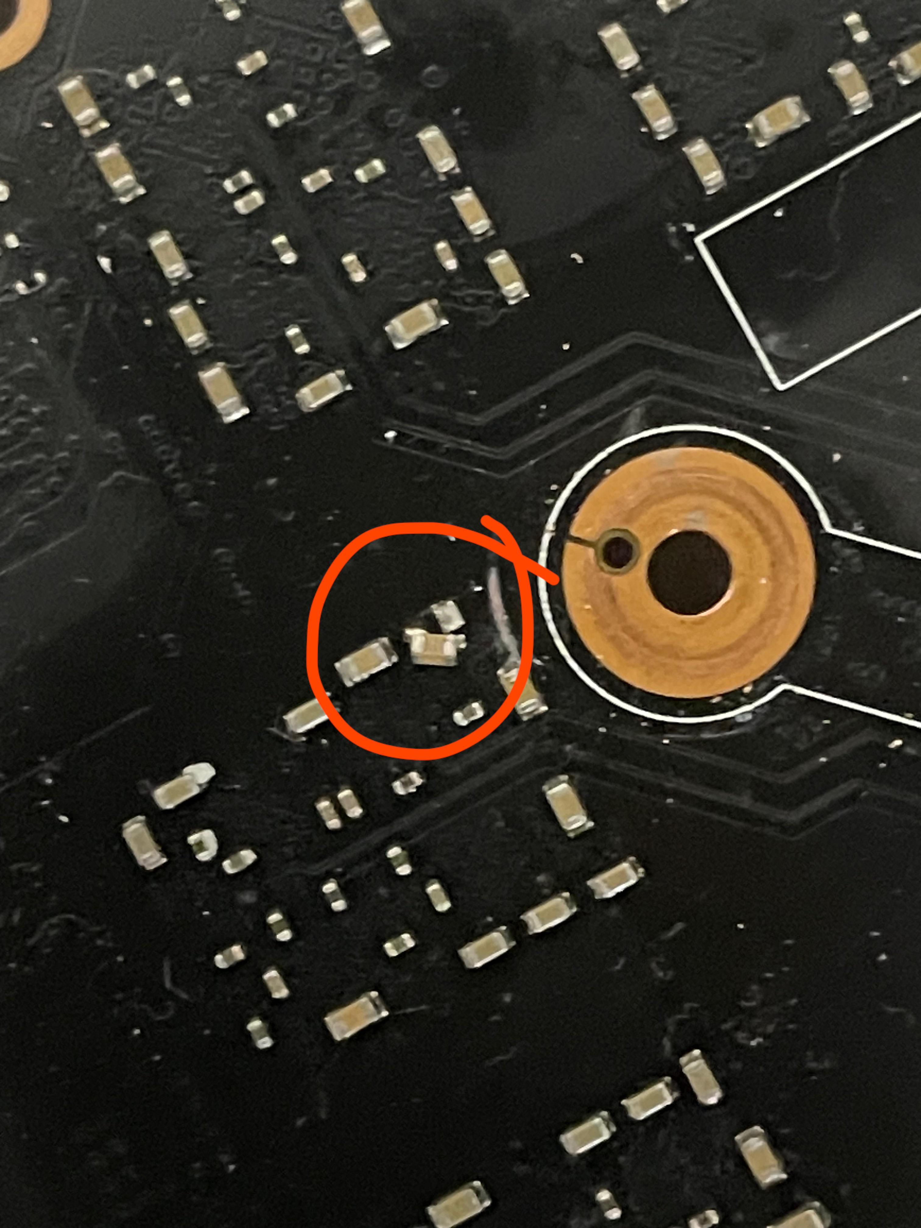 Broken capacitor on gpu? | Scrolller