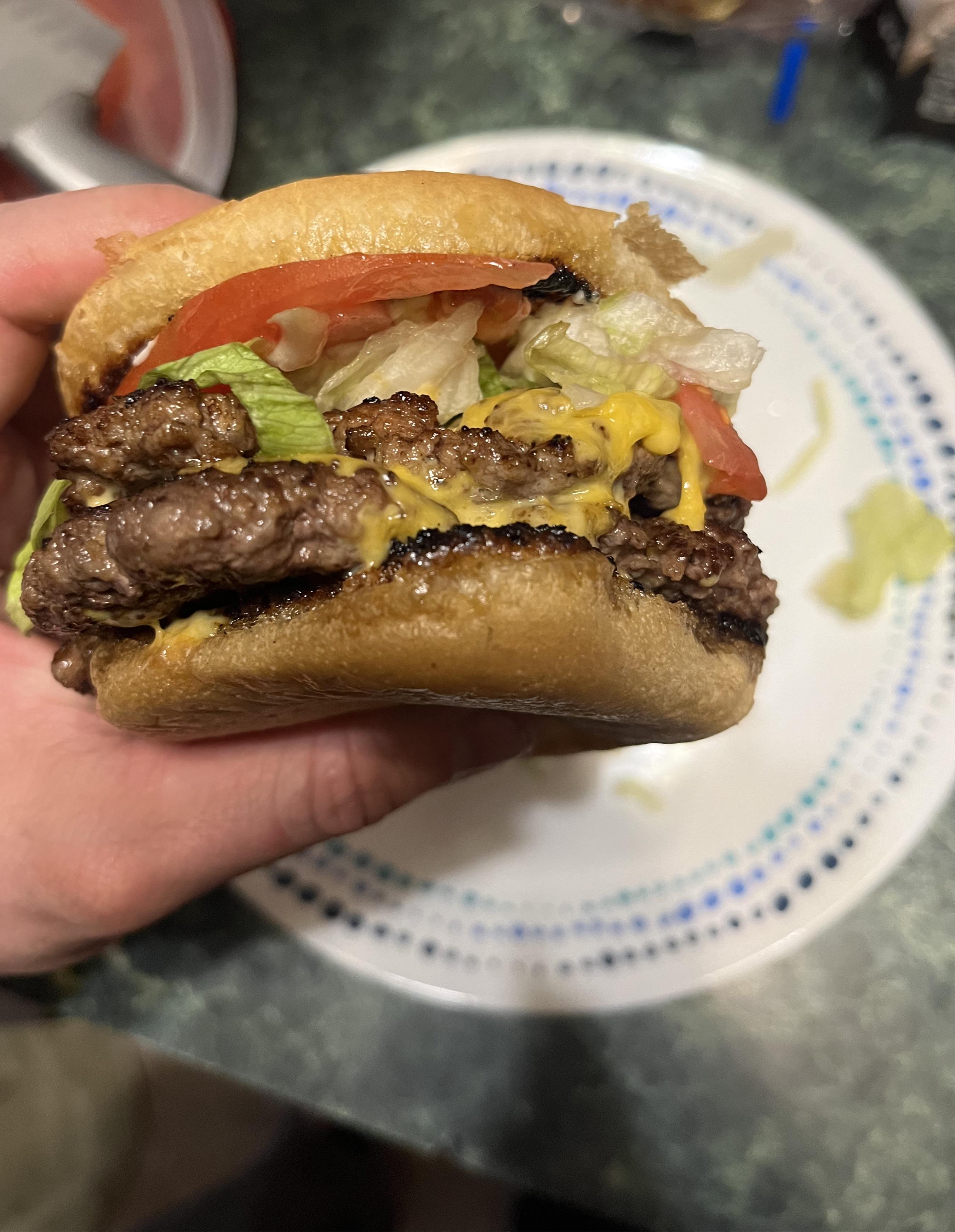 Burger I made | Scrolller