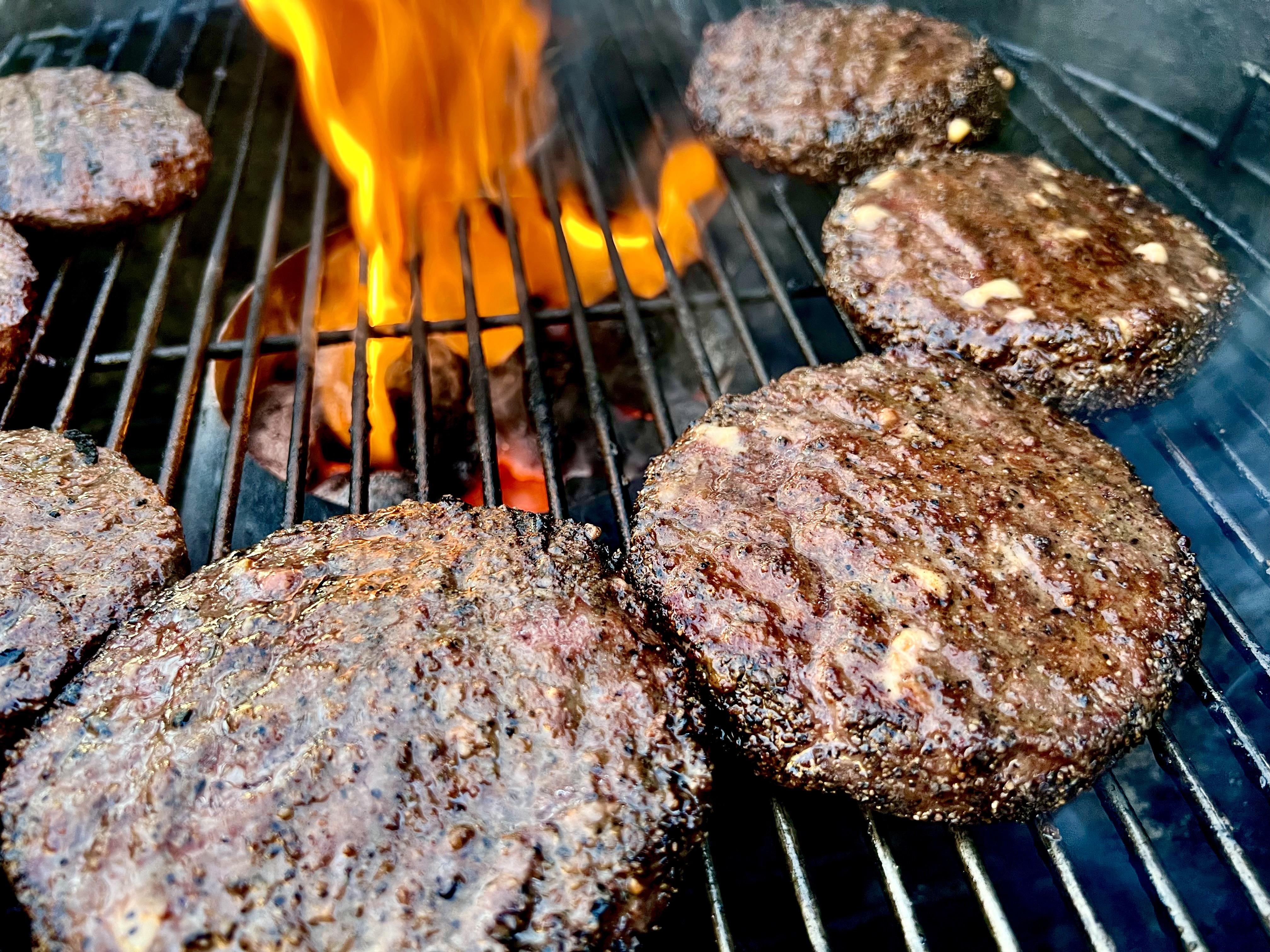 Burgers on the Weber | Scrolller