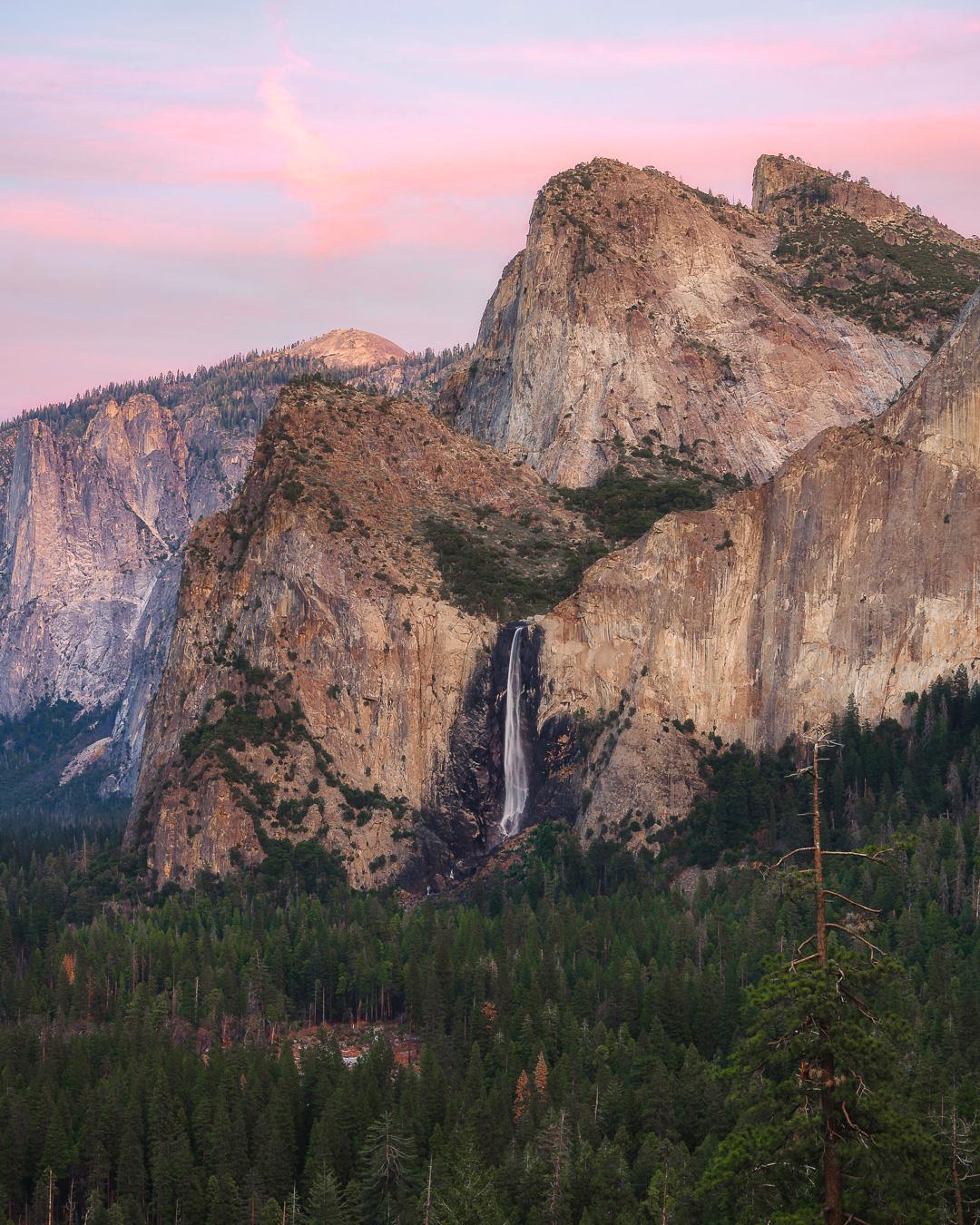 Twilight at Yosemite National Park [OC] [1080x1350] | Scrolller