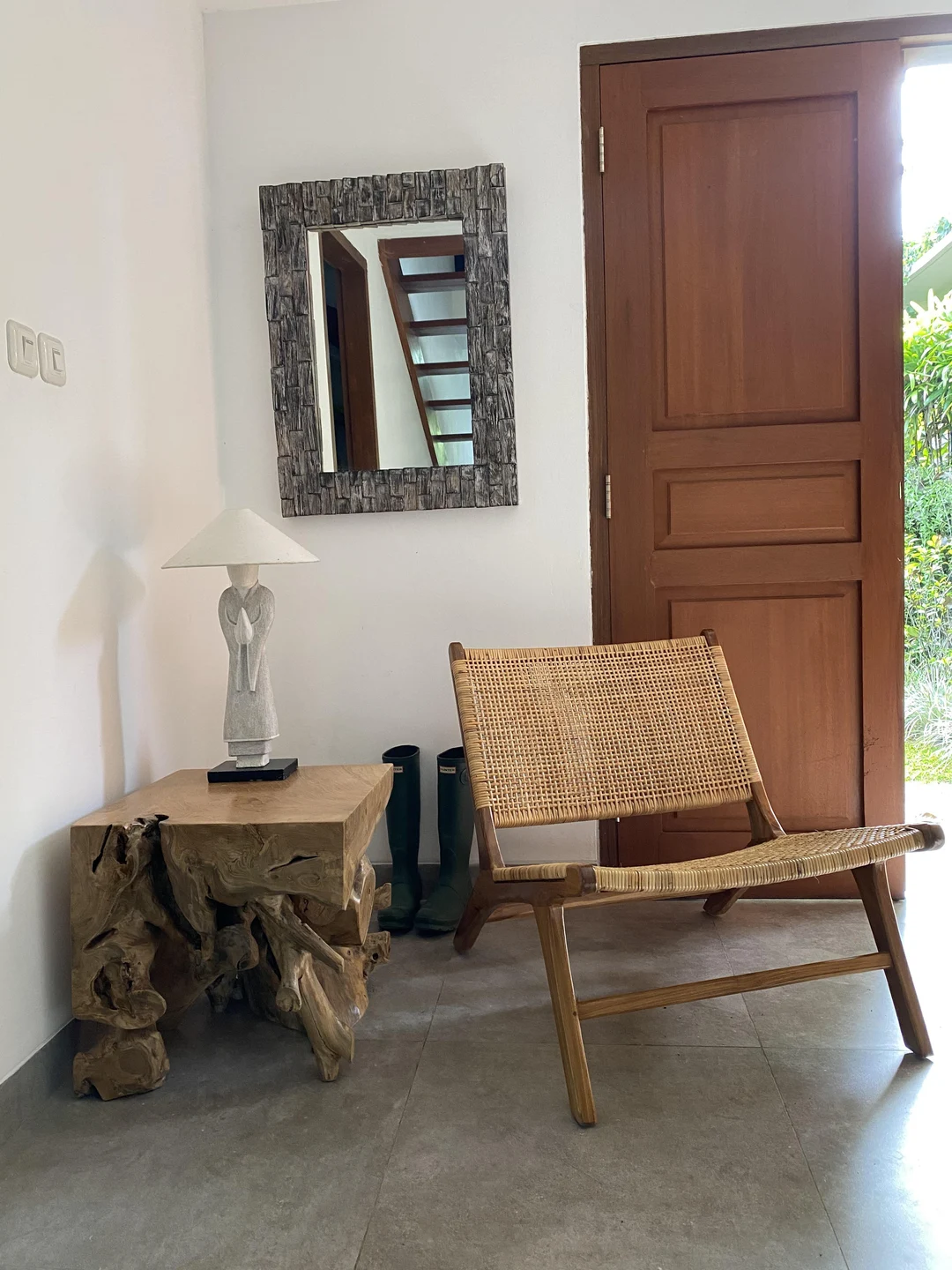 Discover more like CozyPlaces: Finished decorating for my hallway. Now I don't want to leave and ...