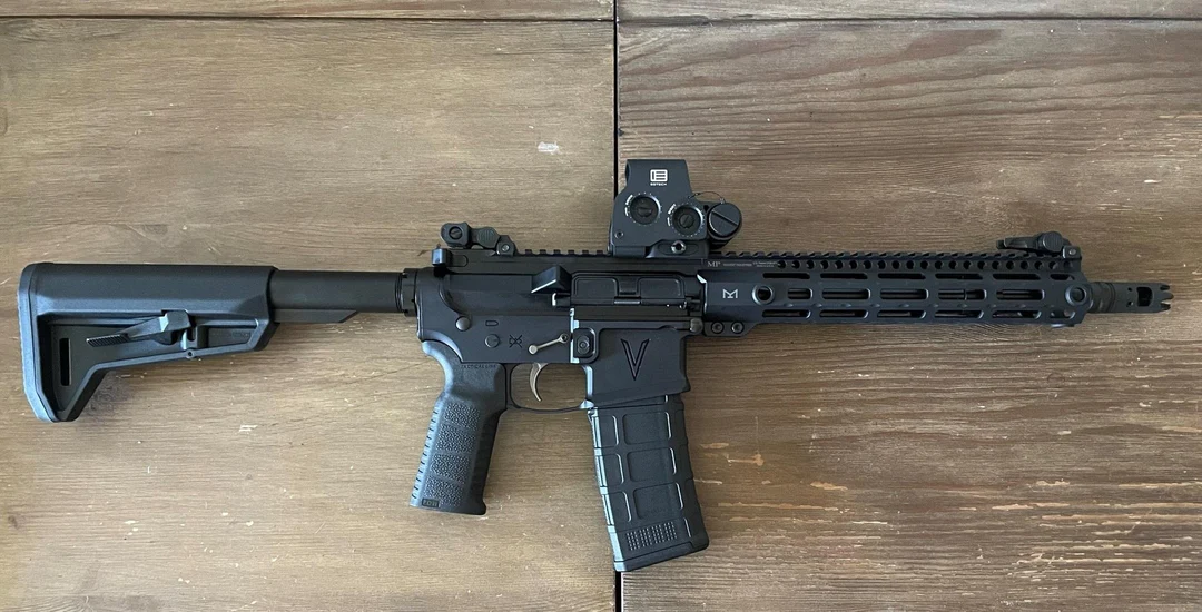 Finished my first build, an 11.5" SBR | Scrolller