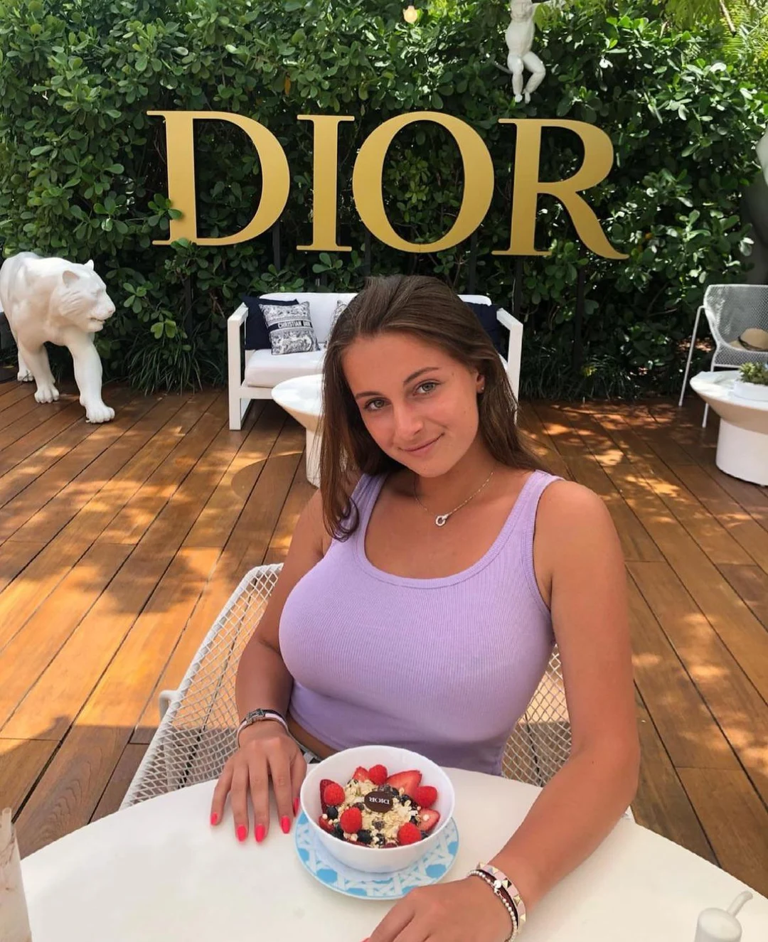 Discover more like 2busty2hide: Dior and Related Content | Scrolller