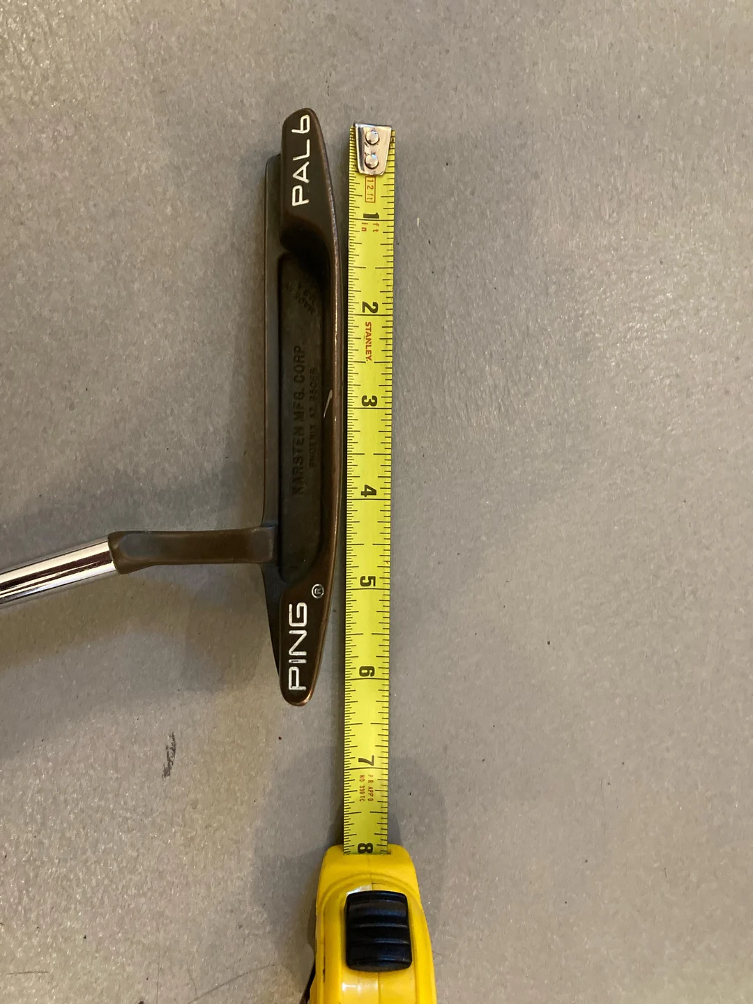 Head cover for long blade putter | Scrolller