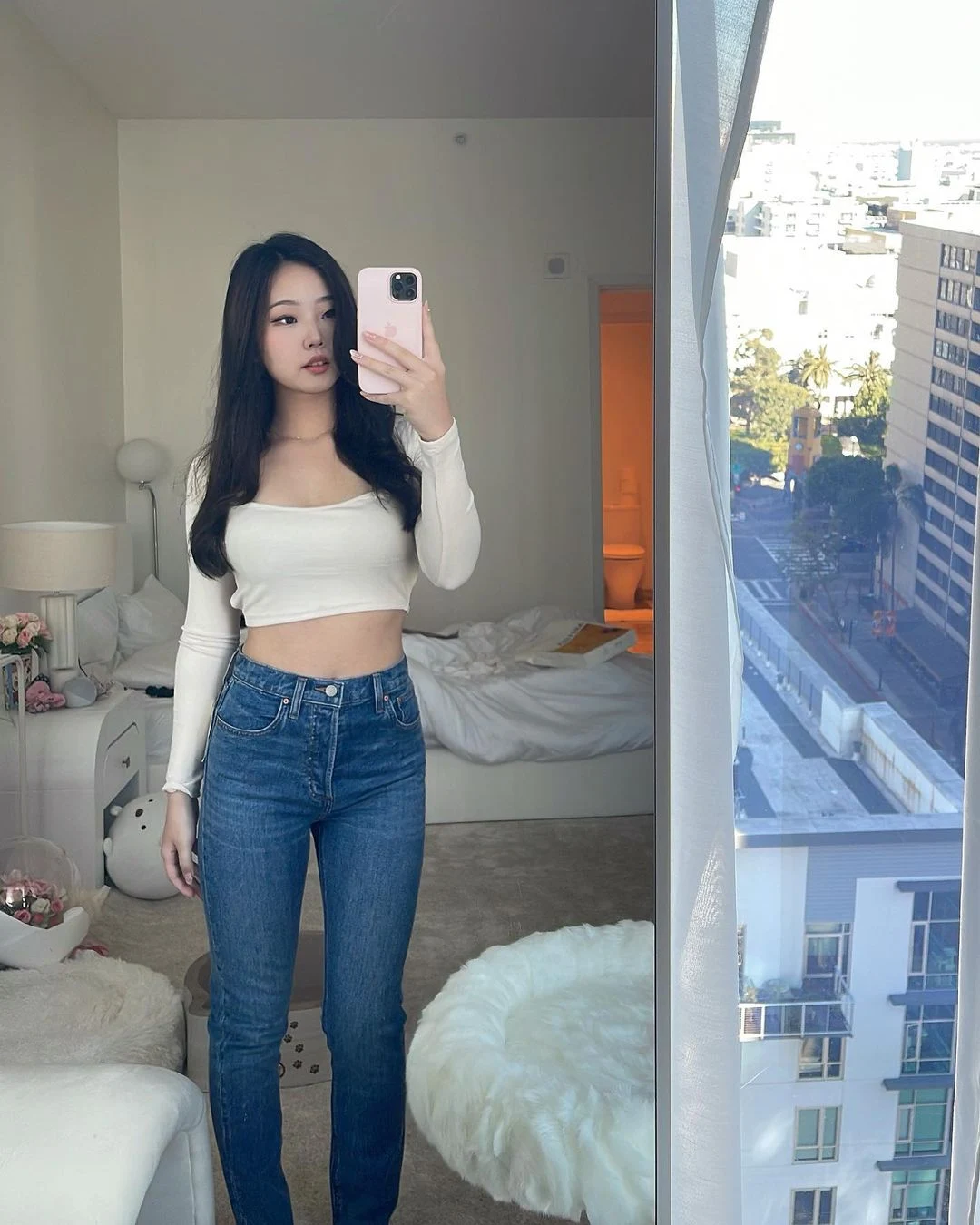 Cute midriff | Scrolller