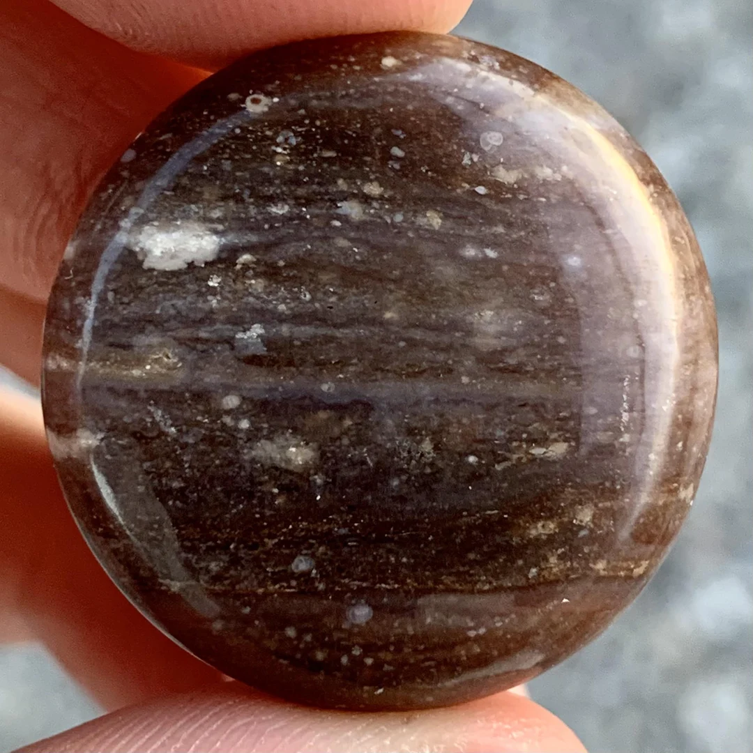 Using polished stones as bases? | Scrolller