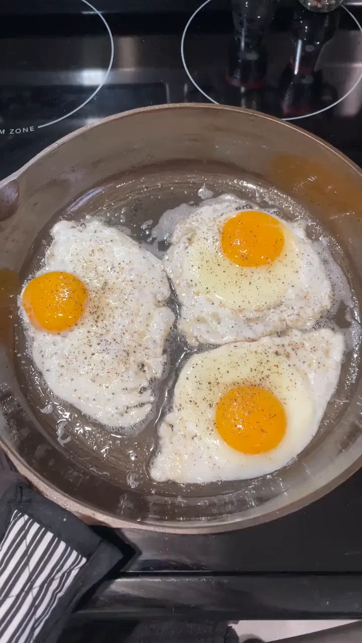 Confirmed slidey eggs on my freshly restored 1960s BSR | Scrolller