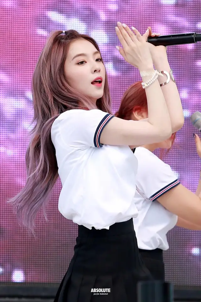 160927 Irene | Scrolller