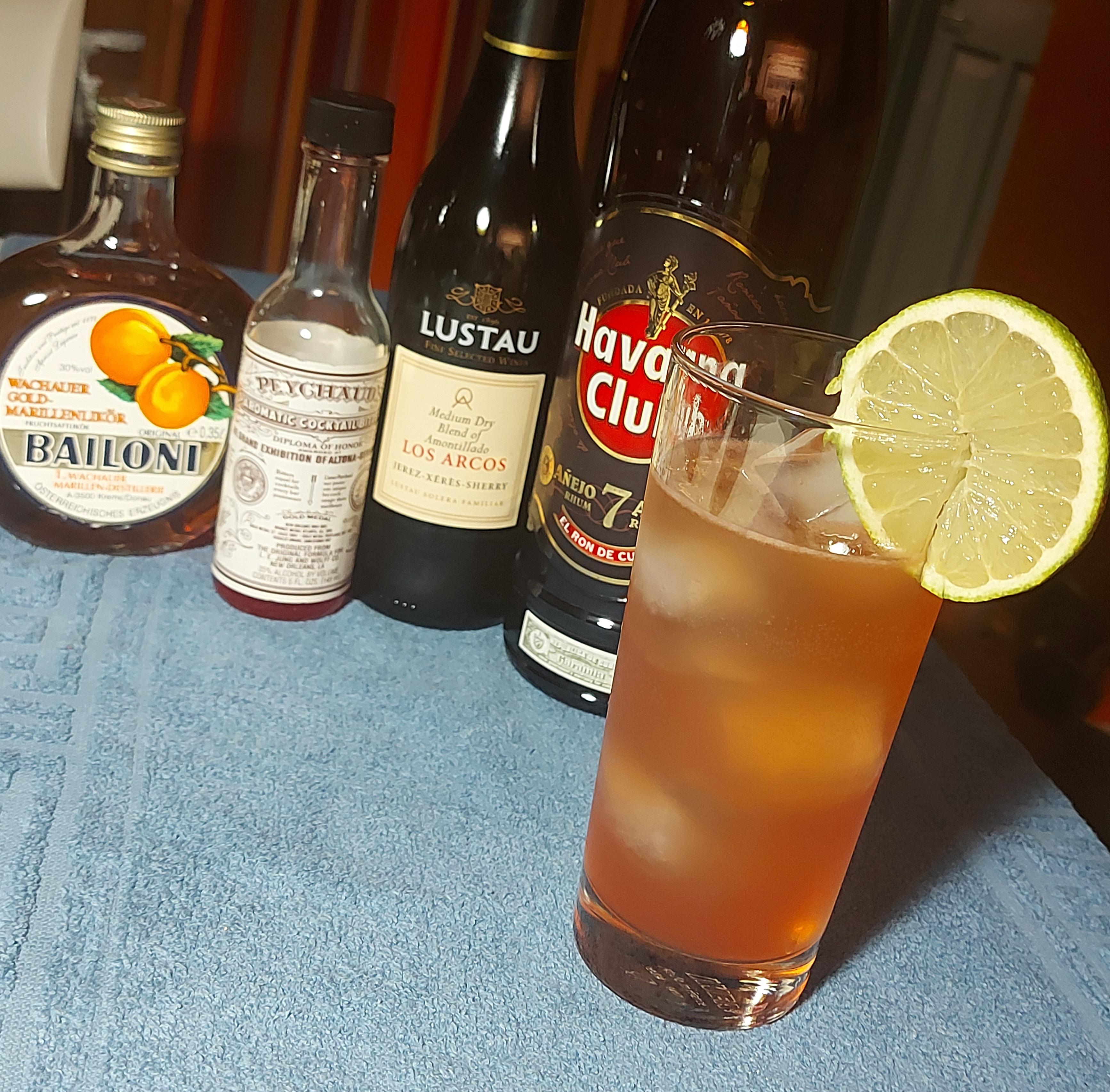 Sherry and Rum Collins | Scrolller