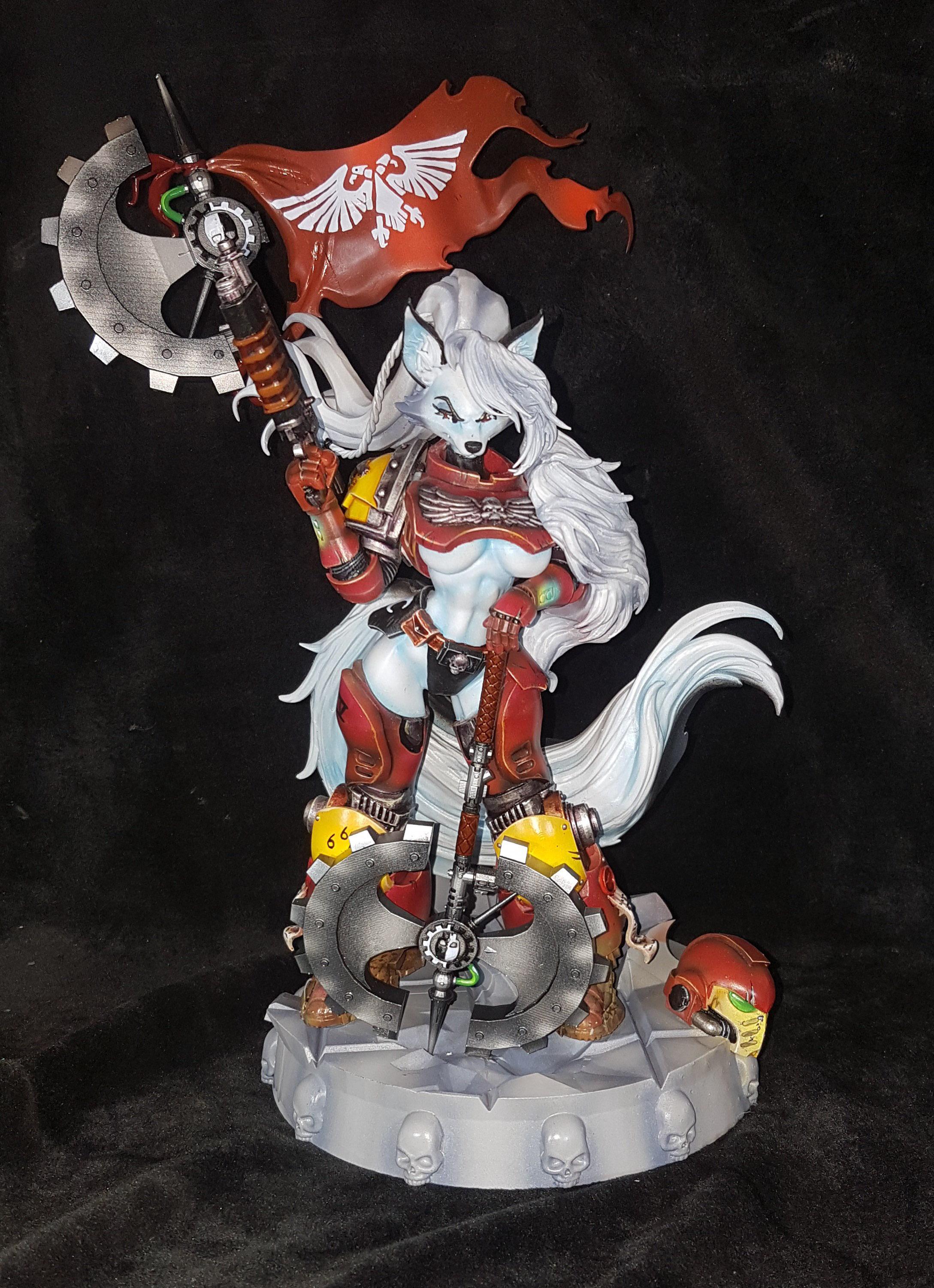 The Loona Wolves! | Scrolller