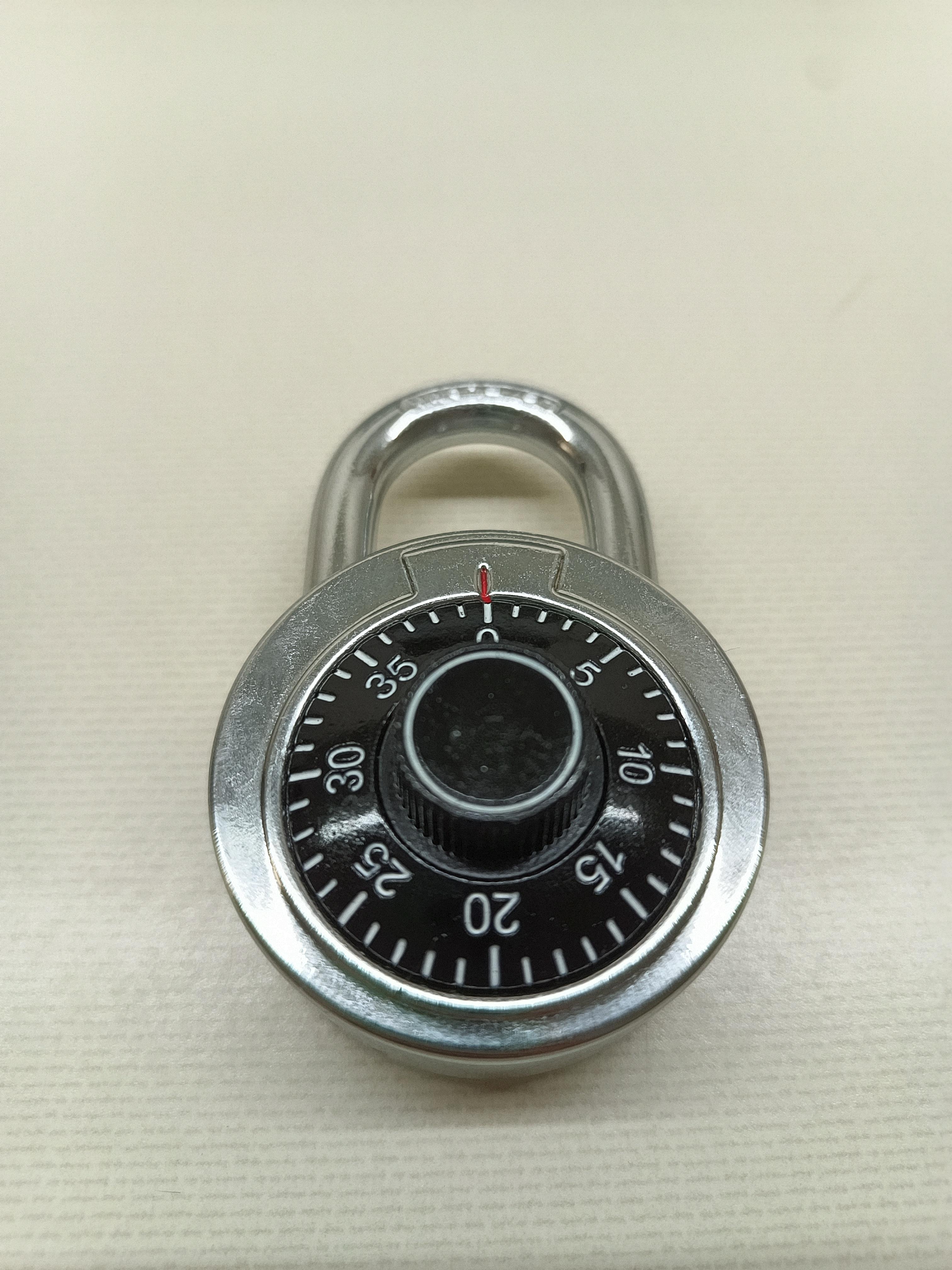 Generic Lock vs. Master Lock | Scrolller