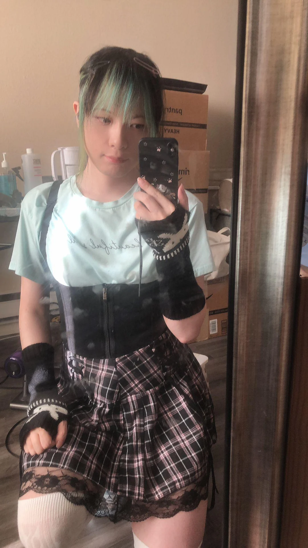 protip: Using corset will make imaginary boob | Scrolller