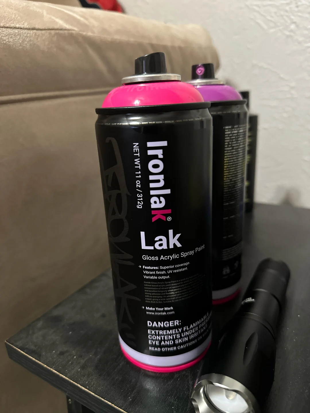 Ironlak spray paint | Scrolller