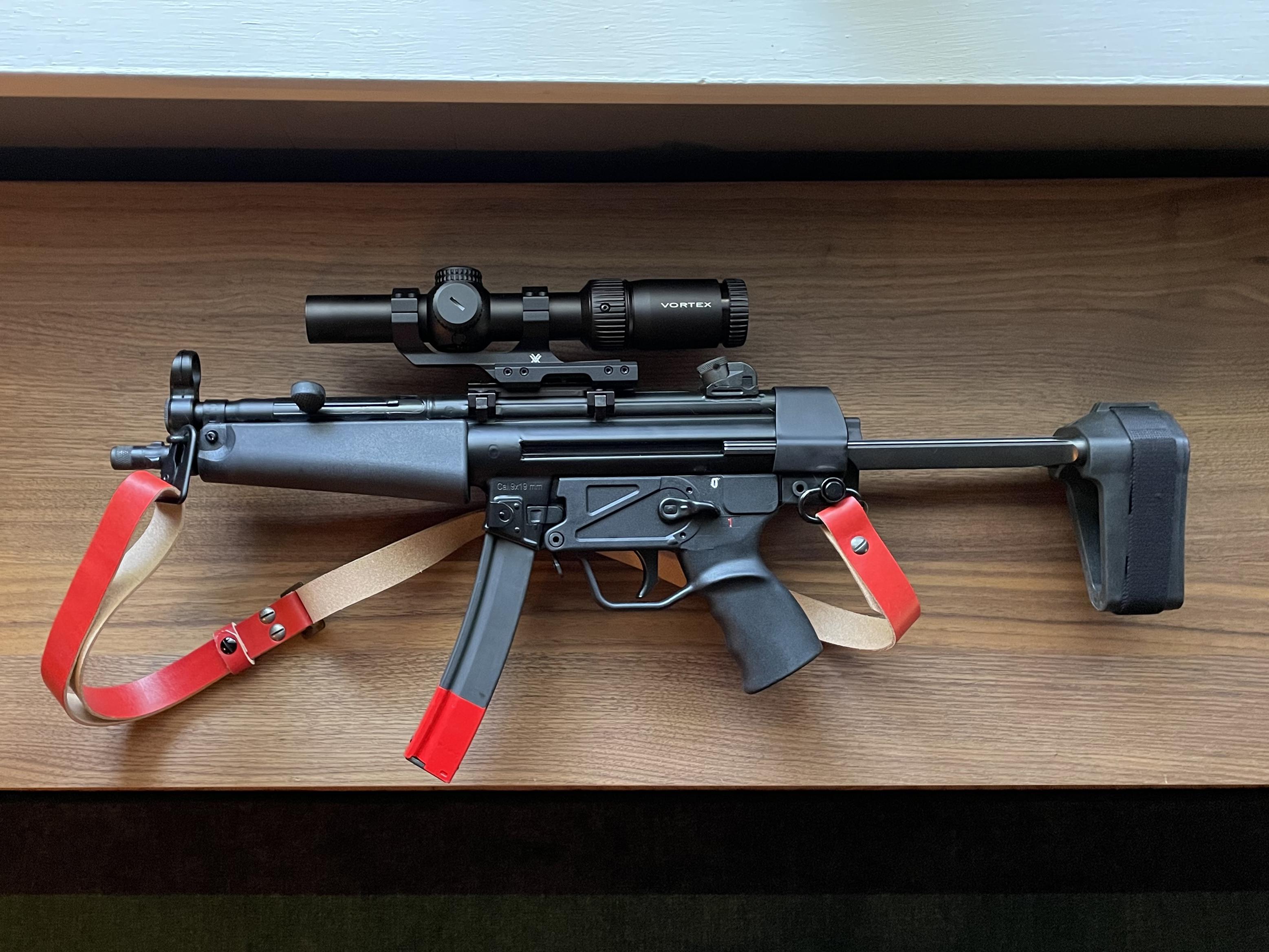 LPVO on an MP5 | Scrolller