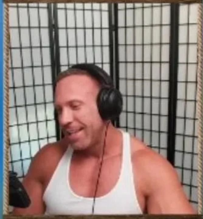 sykkuno do be looking weird | Scrolller