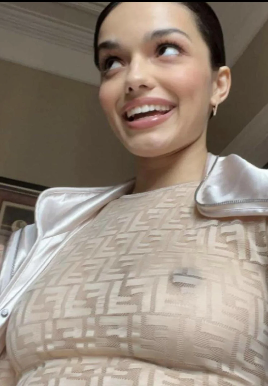 Rachel Zegler free the nip | Scrolller