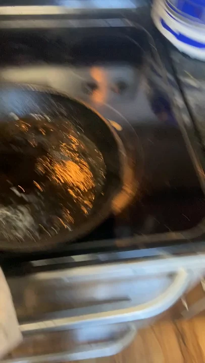 three unbroken eggs, in a row! | Scrolller