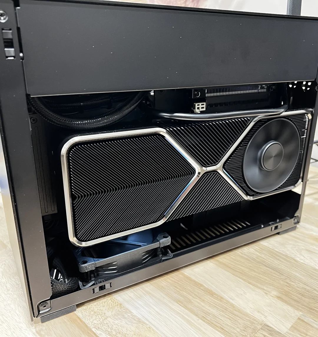 A4-H2O can easily fit an A9x25 under the GPU(with good enough cable management) | Scrolller
