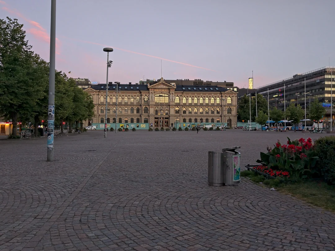 Summer night in Helsinki, Finland [OC] | Scrolller