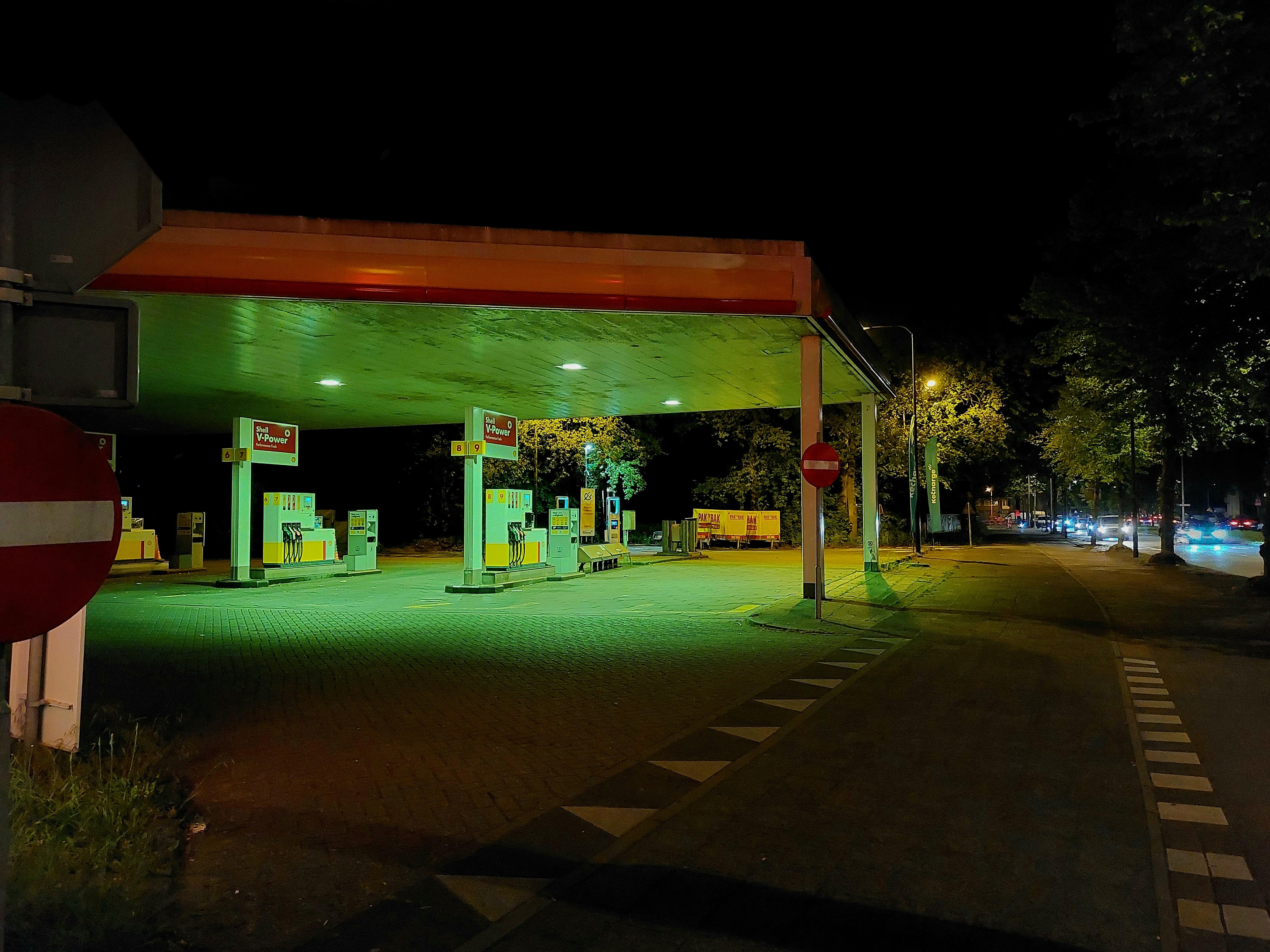 Gas station | Scrolller