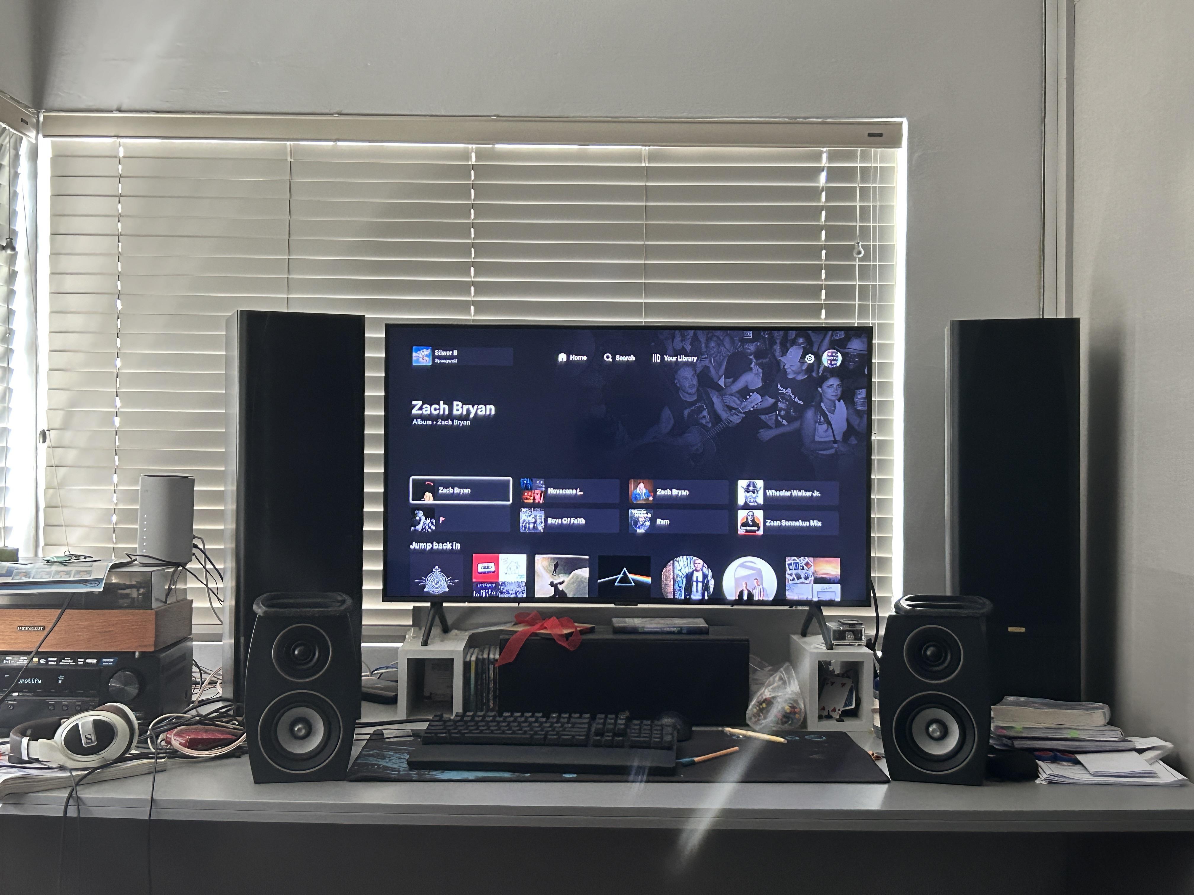 This is my system :) | Scrolller