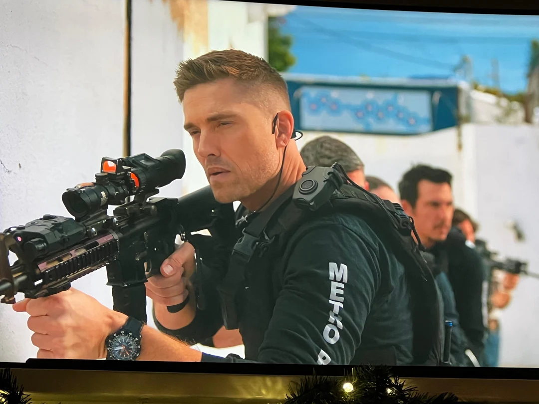 Hollywood is big dumb (The Rookie) | Scrolller