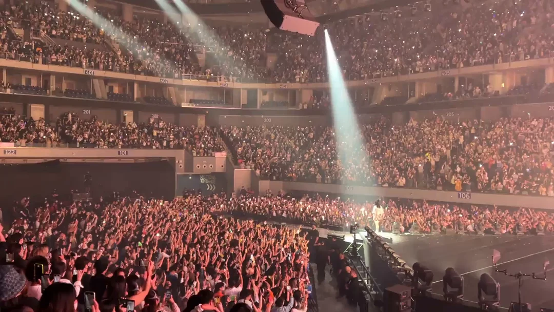 Crowd was loud as hell in the Manila leg | Scrolller