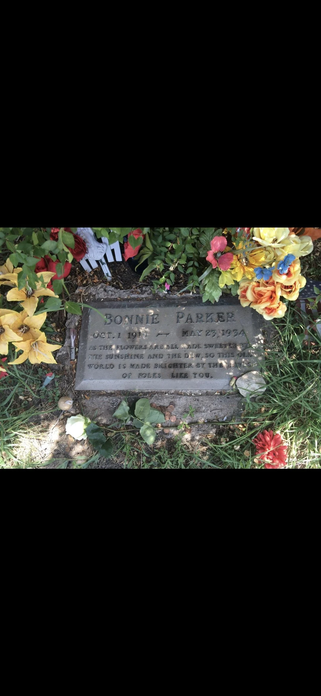 Bonnie at Crown Hill a memorial Park | Scrolller