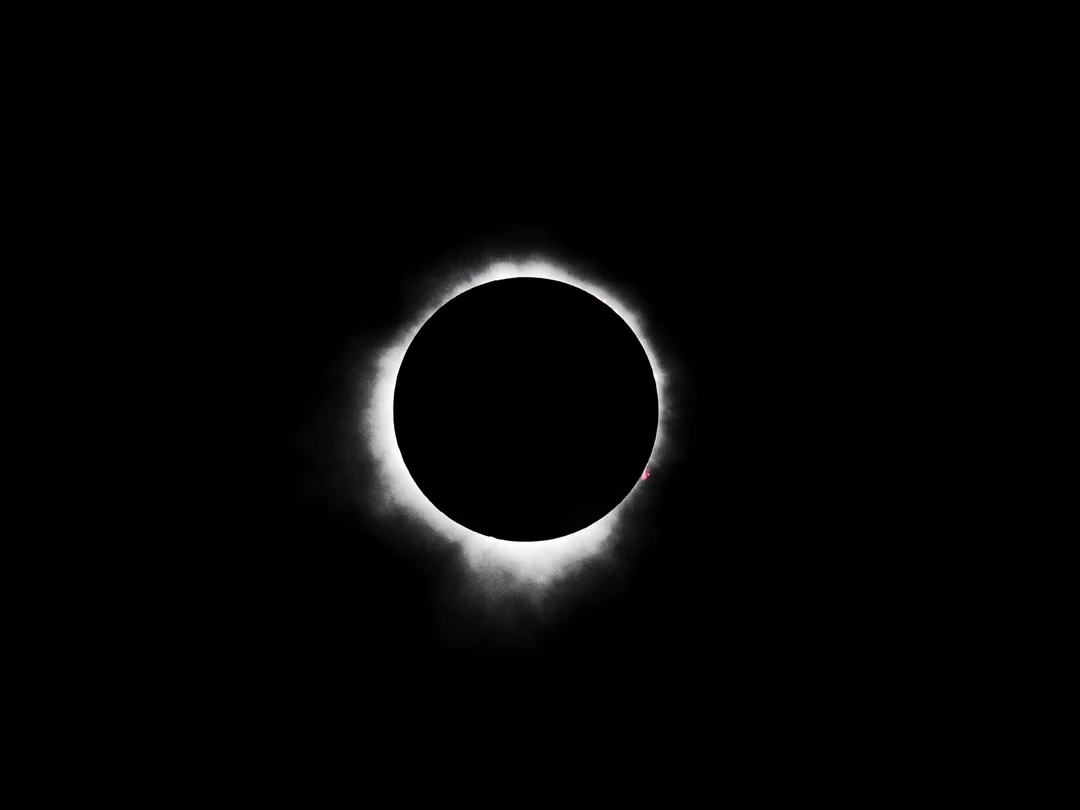 Eclipse, as seen from Dunnville, Ontario | Scrolller