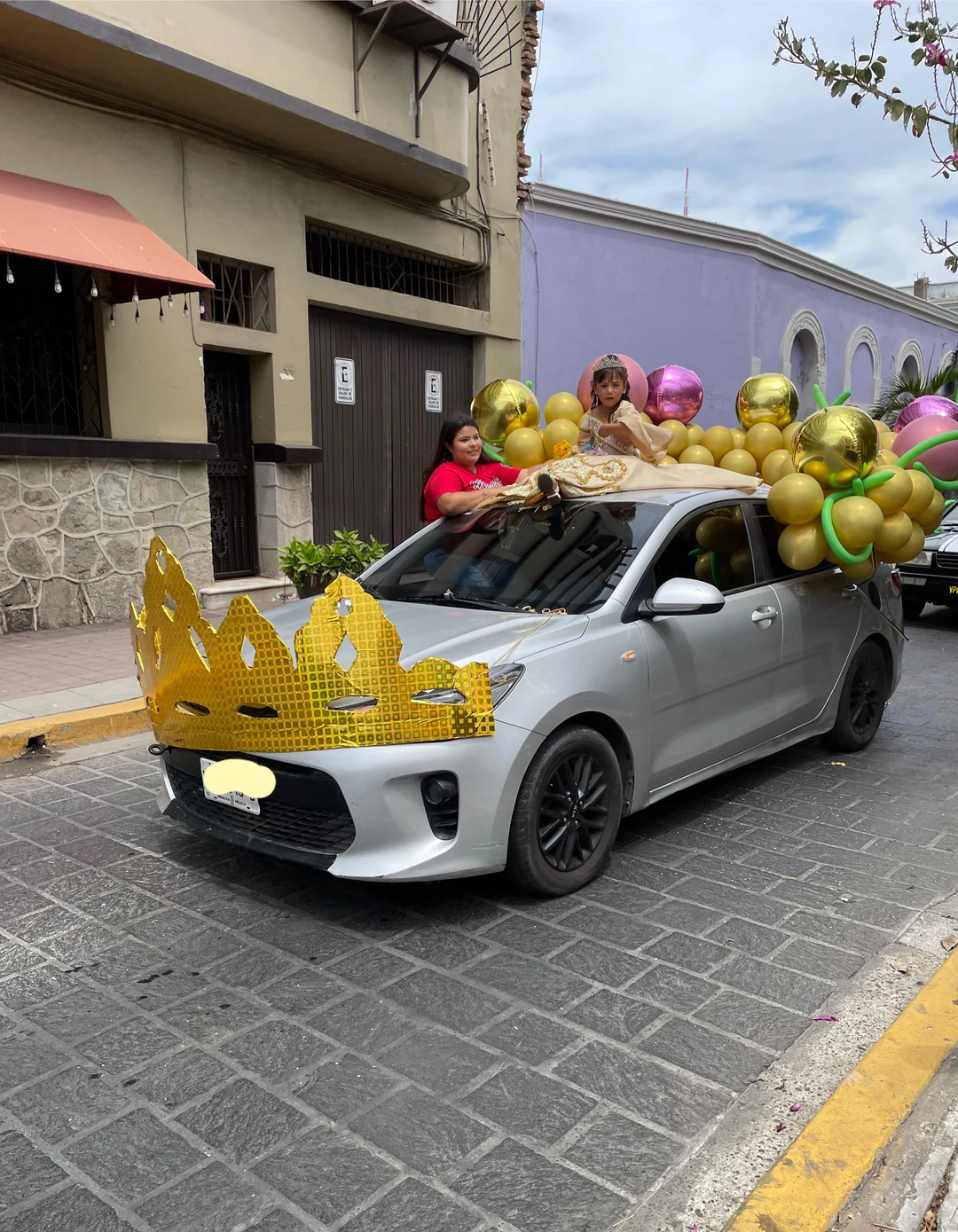 Happy birthday parade | Scrolller