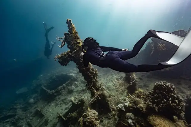 Shipwreck diving in Coron, Palawan Philippines 🧜‍♀️ | Scrolller