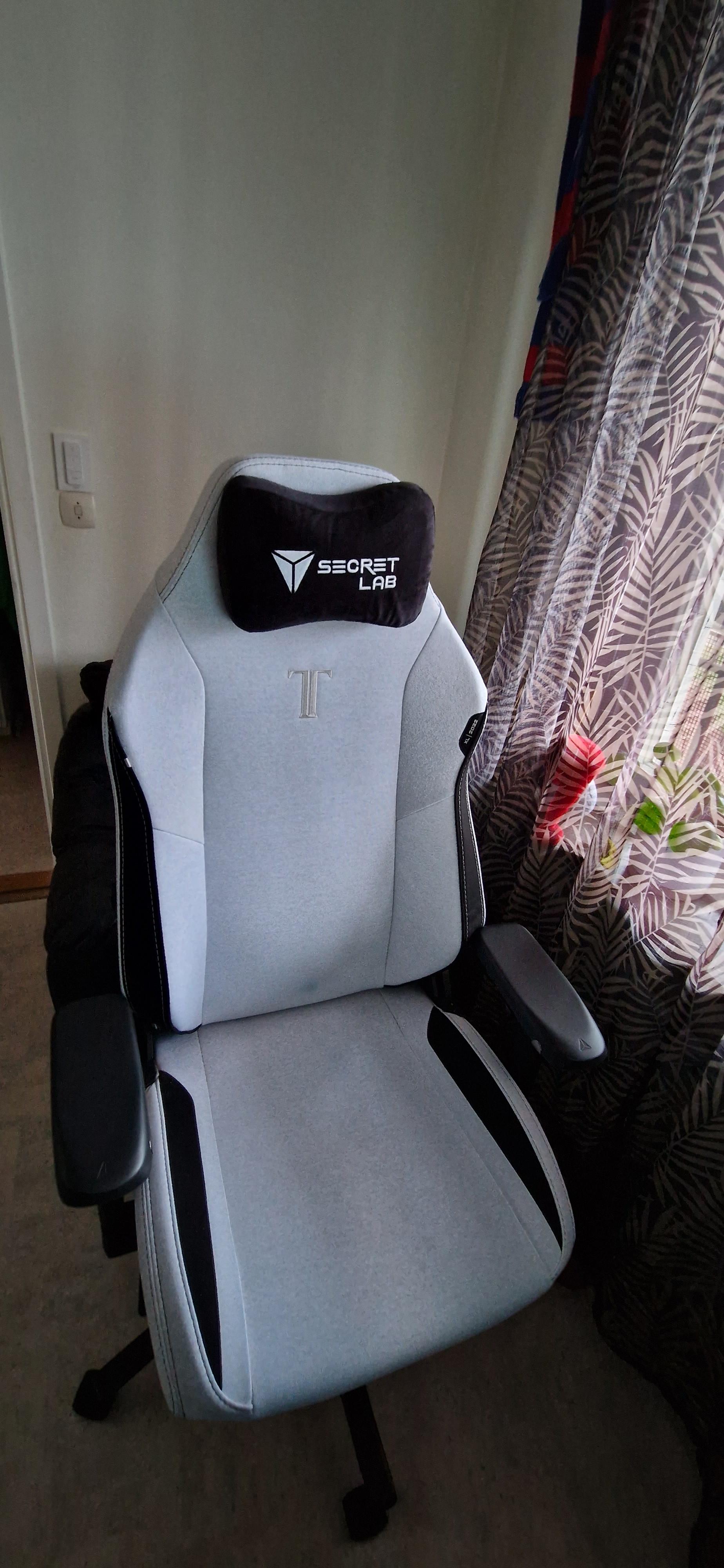 #secretlab | Scrolller