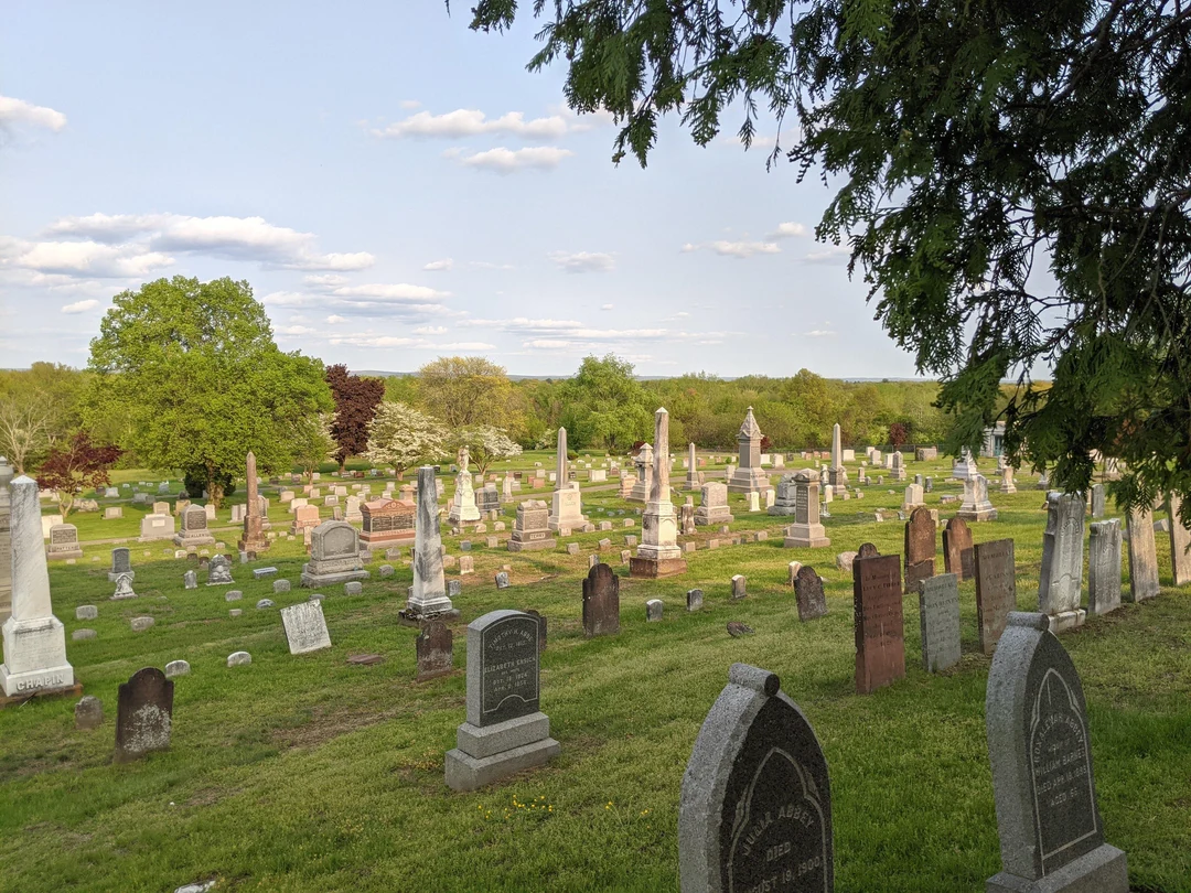 Enfield Street Cemetery, Enfield CT | Scrolller