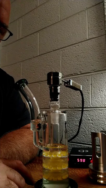 Cannabis Hardware | Scrolller