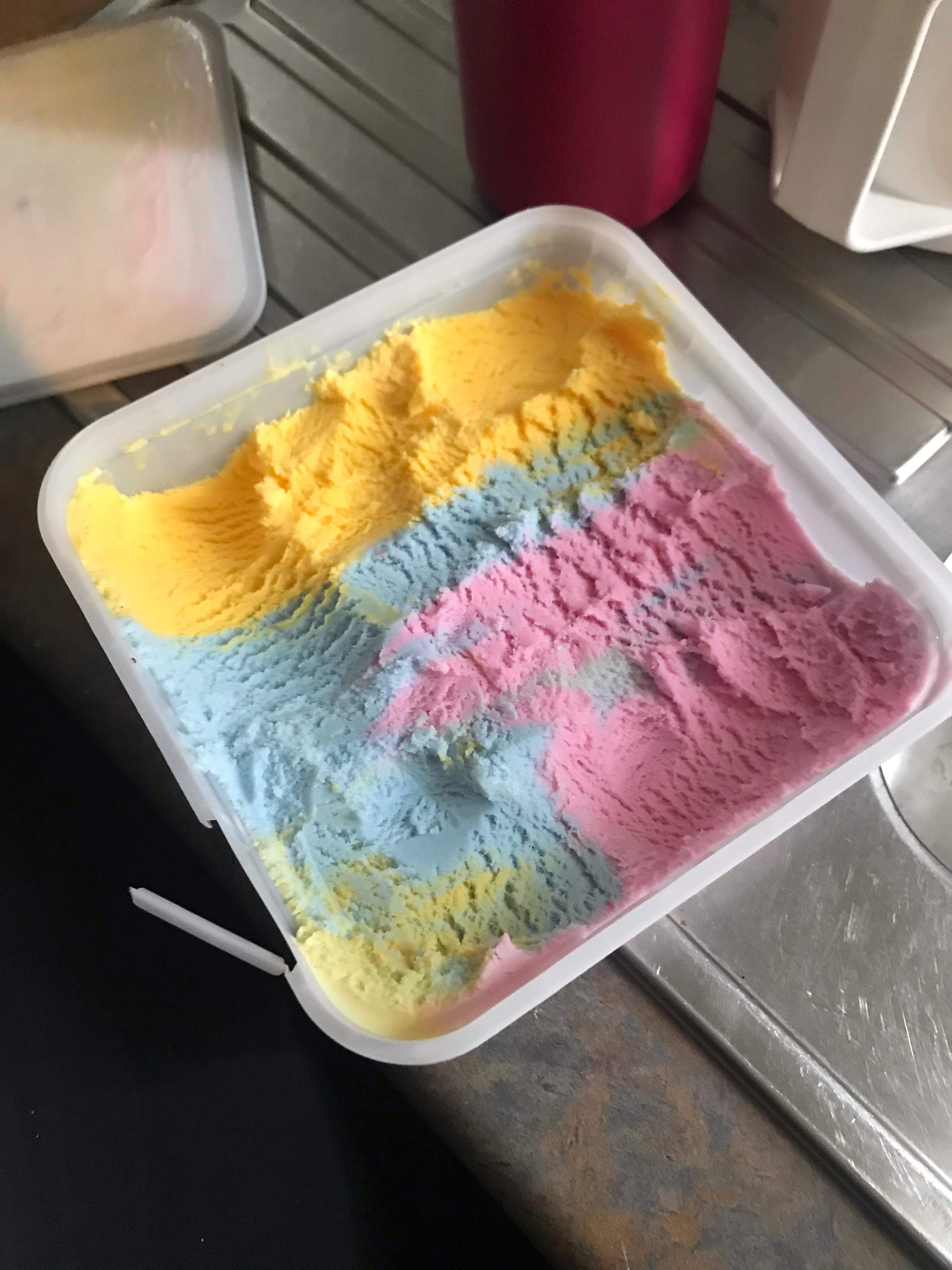 Taste the Rainbow! Pansexual ice cream (bubble gum flavour) | Scrolller