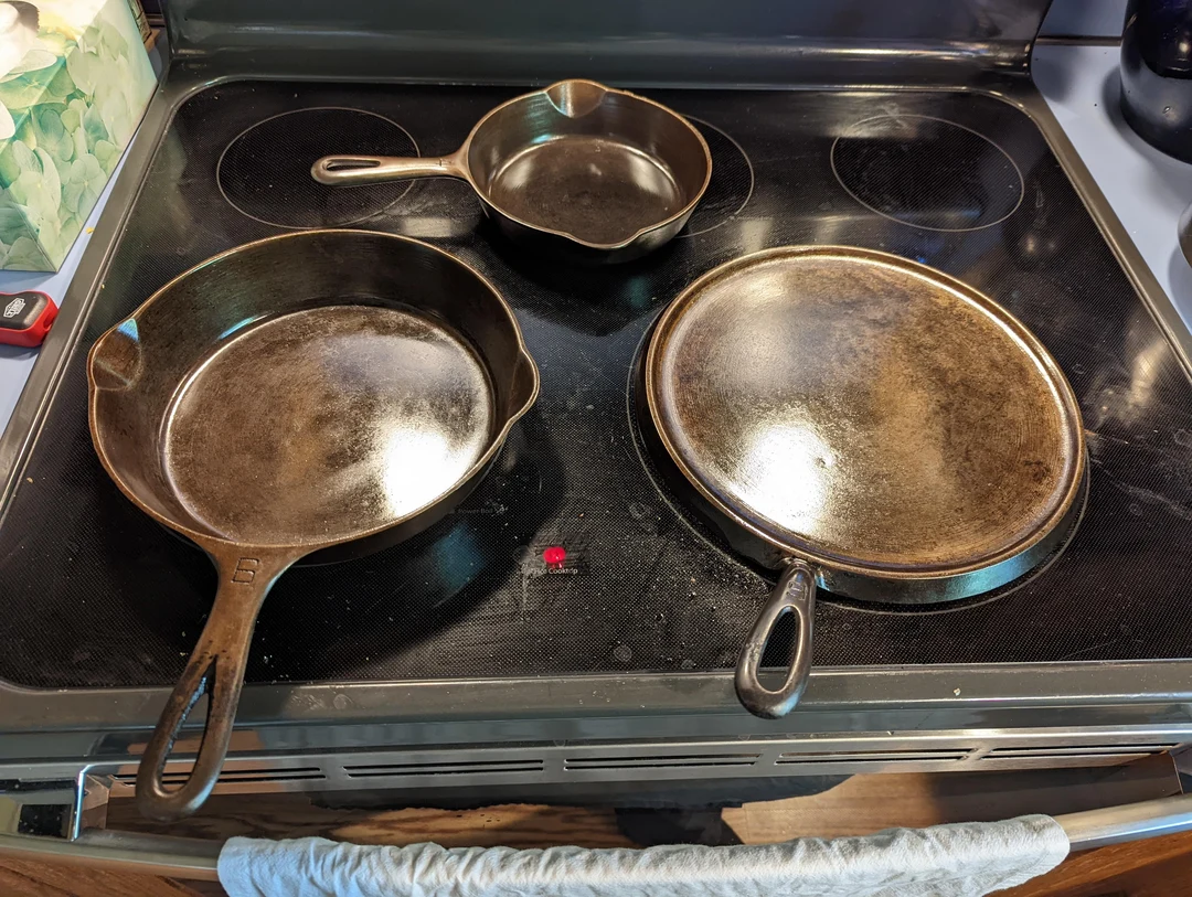 My 3 daily driver Griswold's | Scrolller