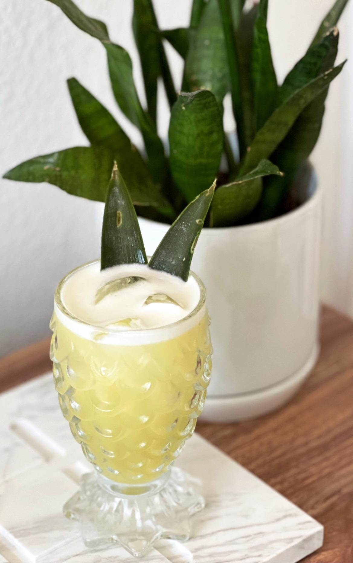 Pineapple Mezcal Margarita | Scrolller