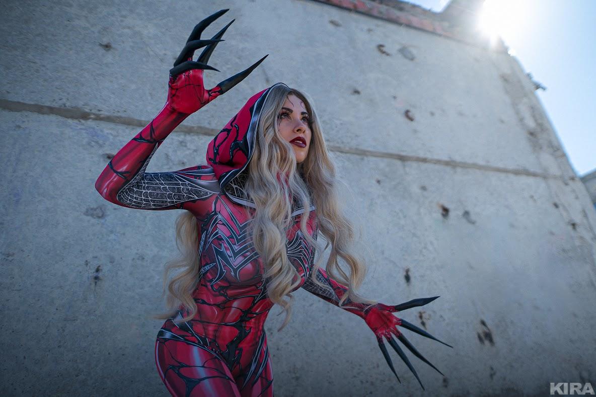 Gwen Carnage cosplay by Yuna Kairi (self) | Scrolller