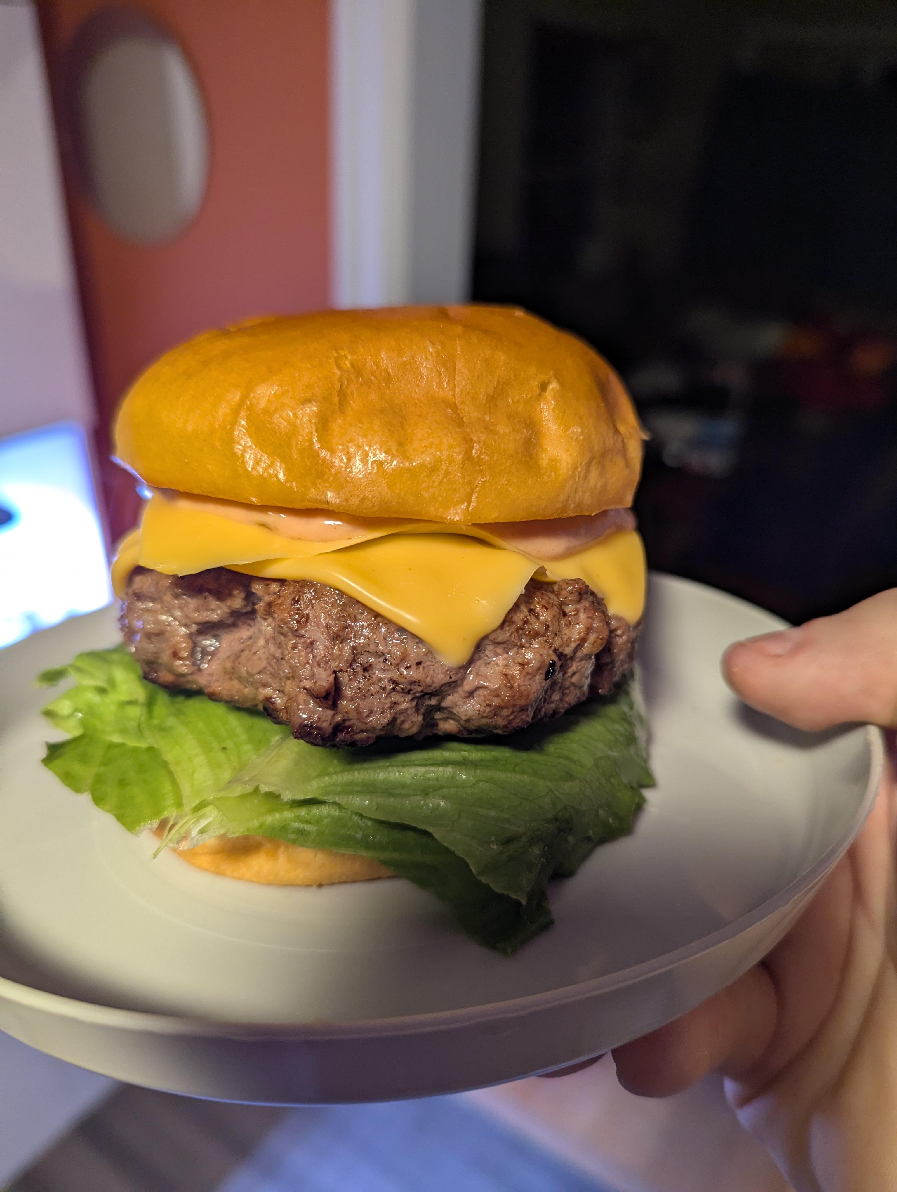 Just a nice simple burger | Scrolller