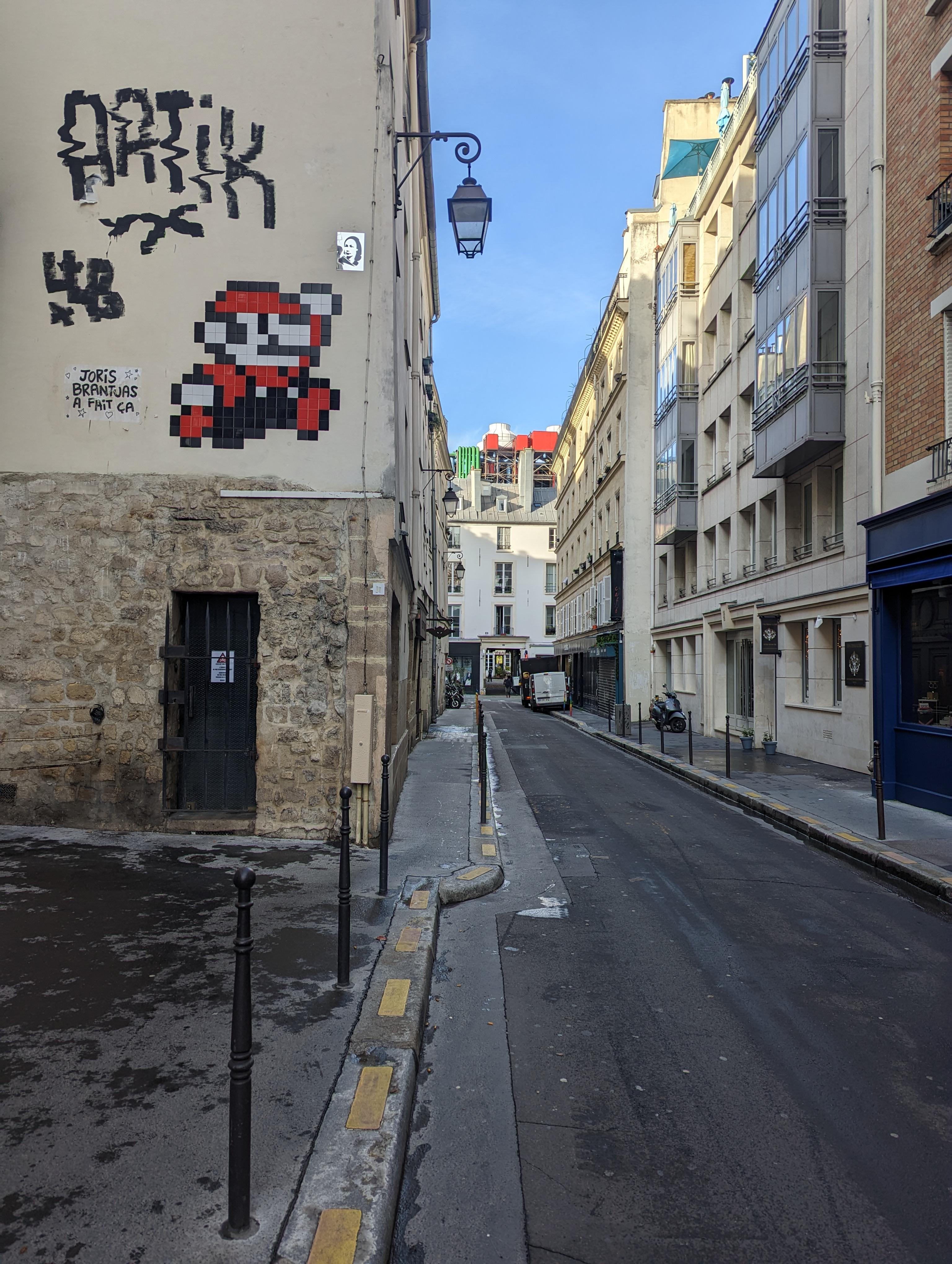 Invader x Mario | Scrolller