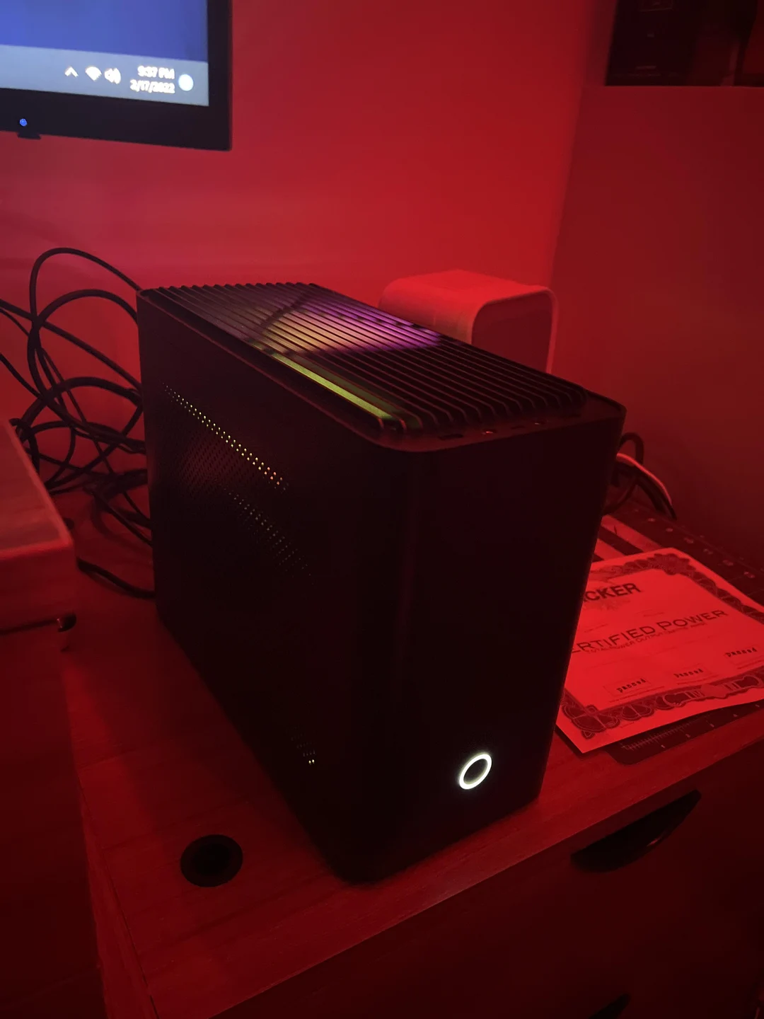 Finally the case I want. Iqunix zx-1 | I7 10700 | 16 RG RAM | 1 Tb 980 NVME | Corsair SF750 ...