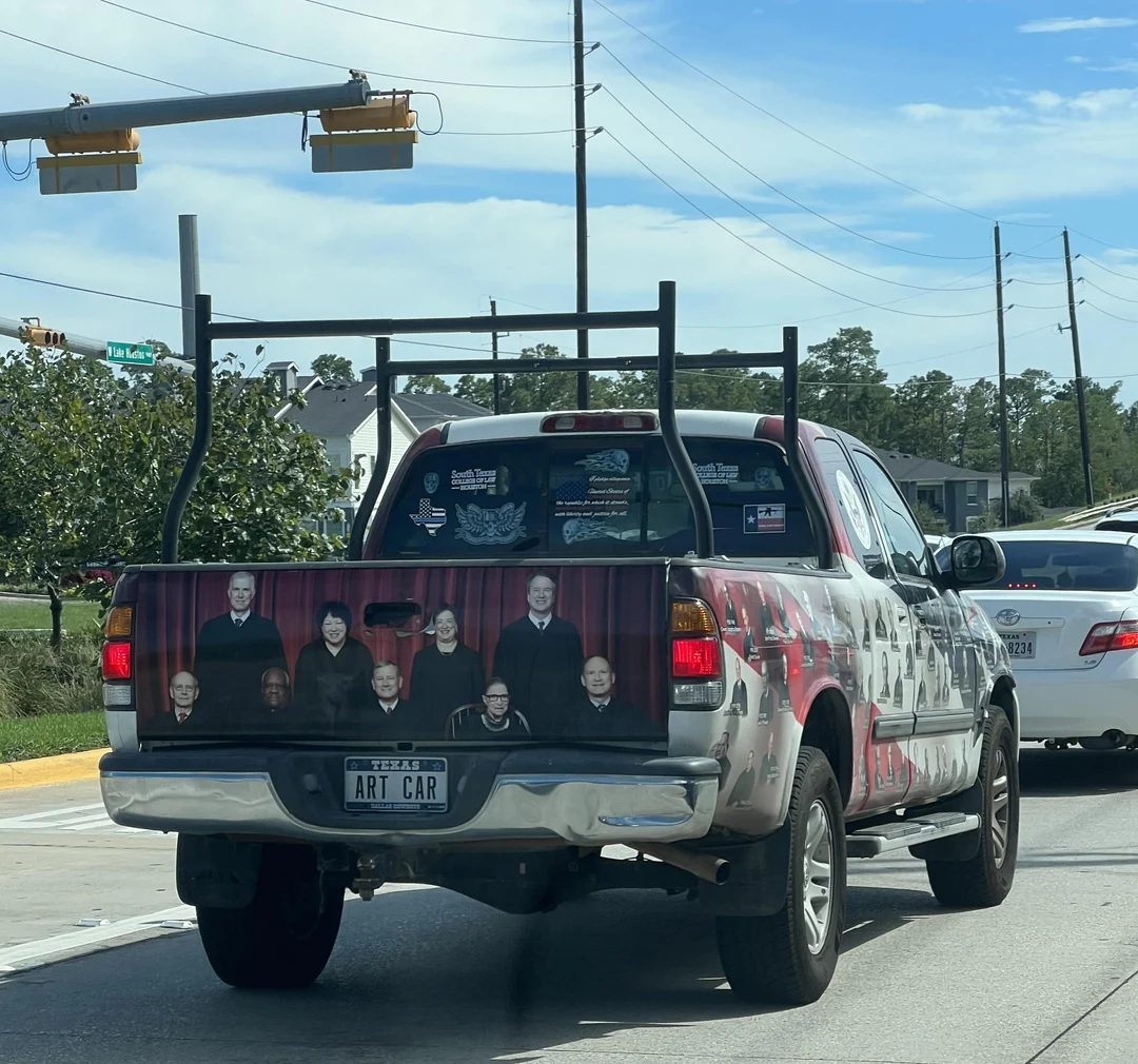 Only in Texas | Scrolller