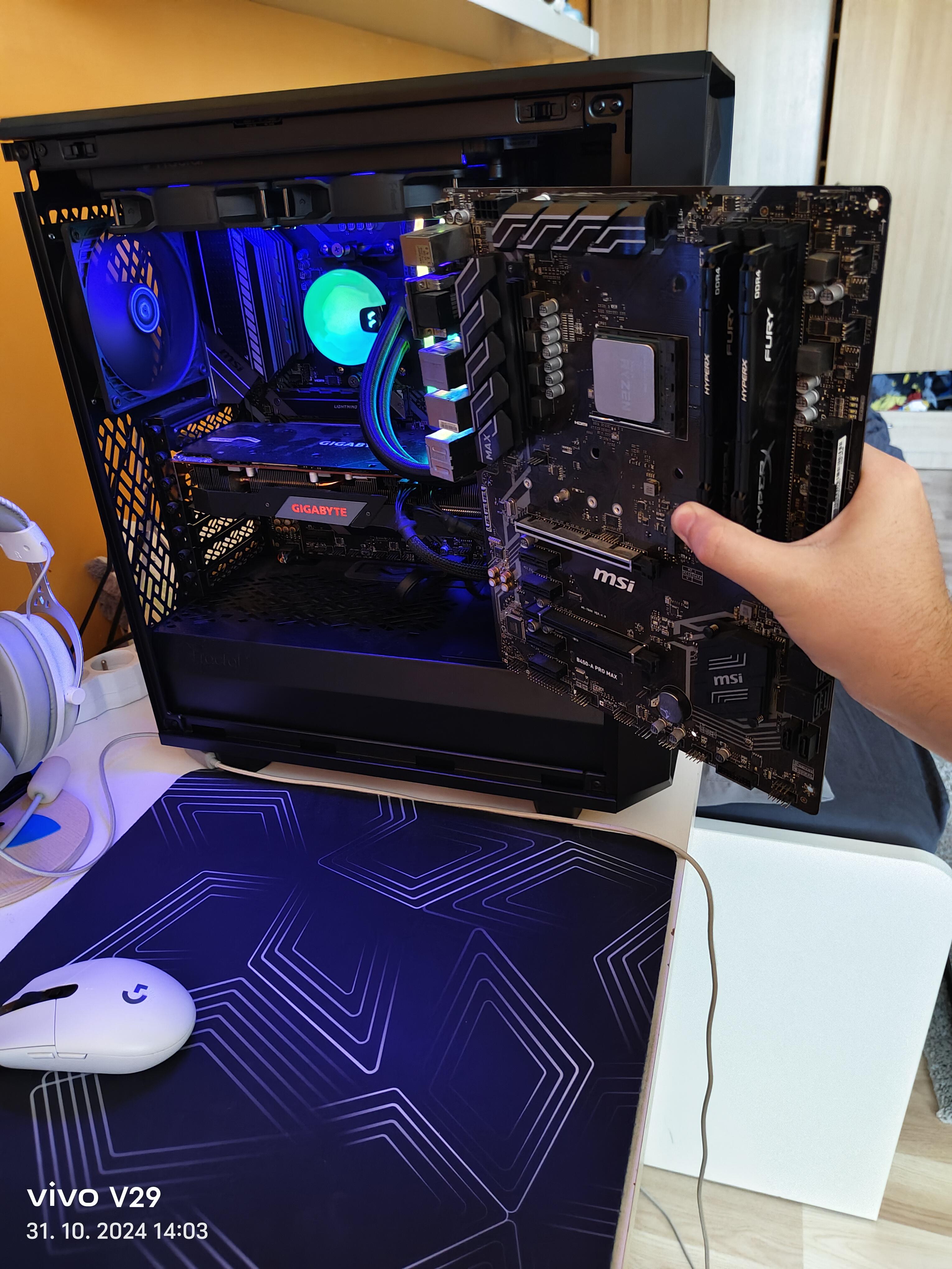 Discover more like Pcmasterrace: Help. My new GPU support does not fit ...